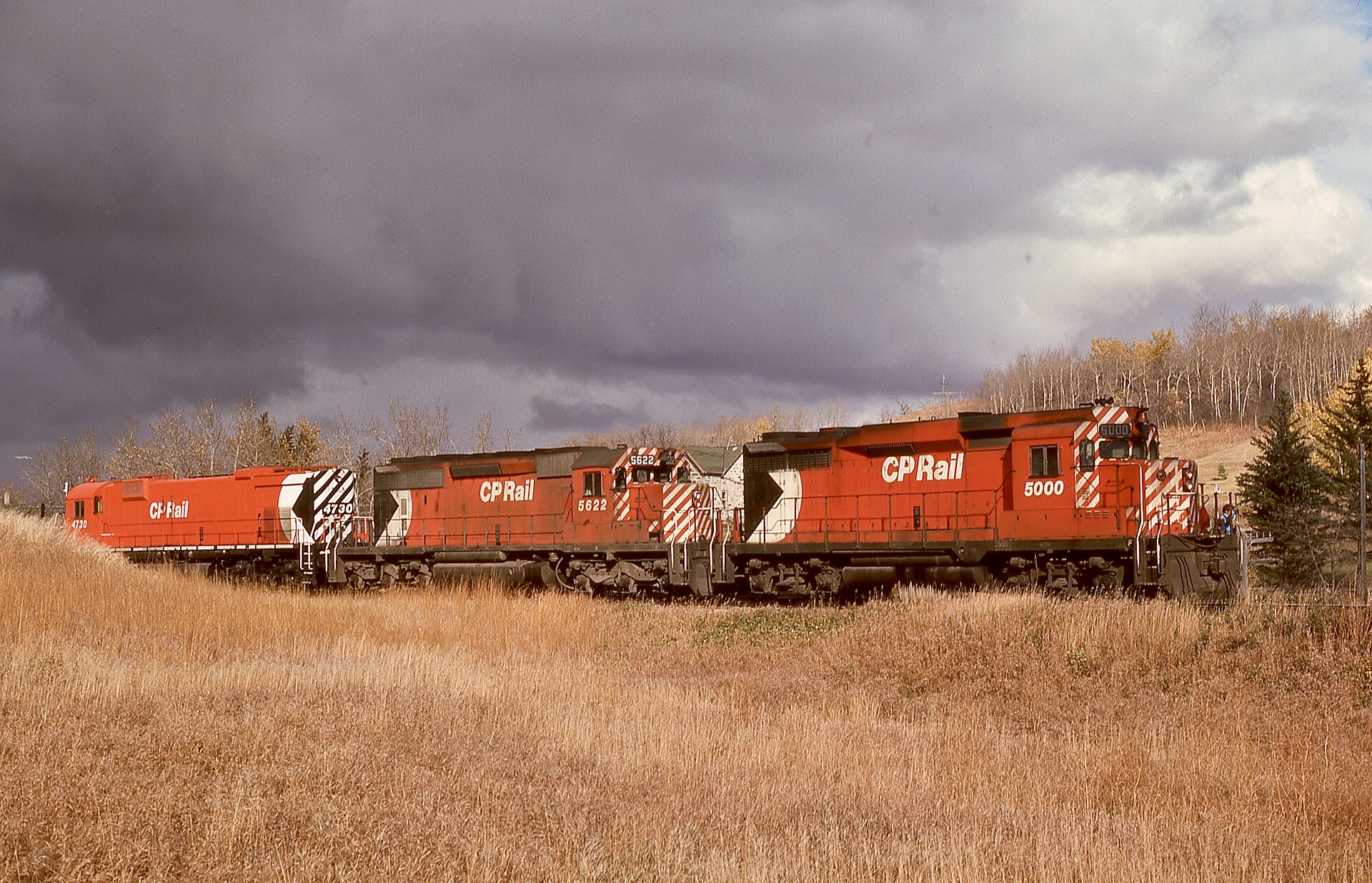 Railpictures.ca - Ken Perry Photo: Venturing eastward from CP’s mostly GM west coast in 1976 and ...