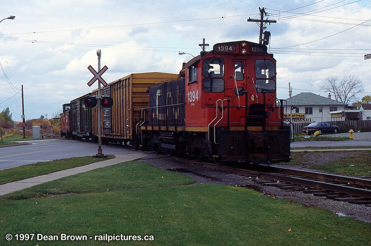 Railpictures.ca - Dean Brown Photo: CN 549 making a backup move on the Grantham Spur and they ...