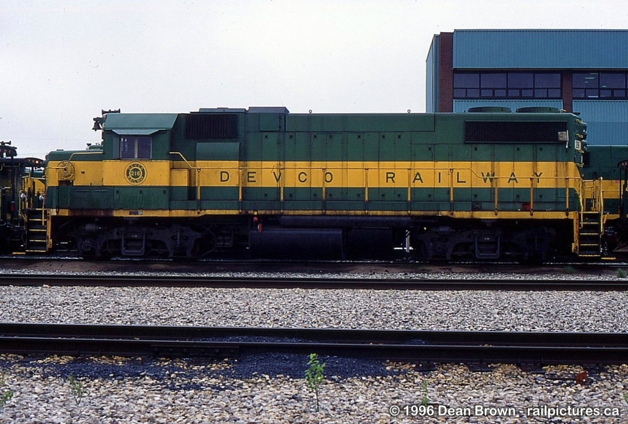 Railpictures.ca - Dean Brown Photo: Shop tour at Devco in Dominion, NS back in 1996 ...
