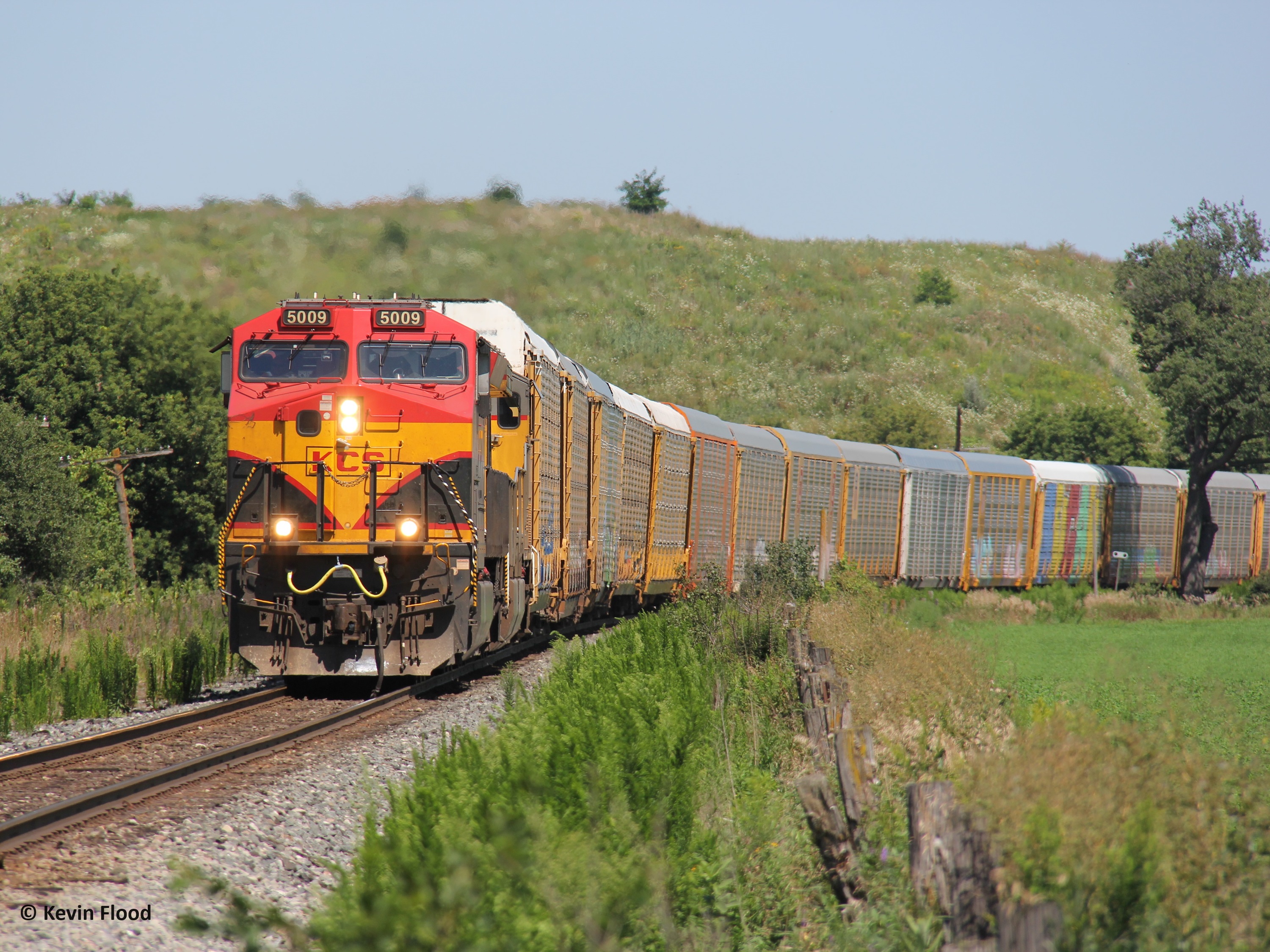 Railpictures.ca - Kevin Flood Photo: CPKC 137 heads west out of Cambridge with KCS 5009 and UP ...