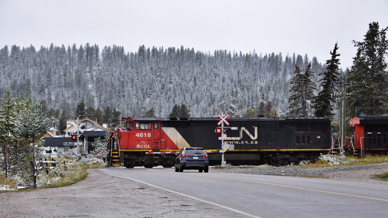 Railpictures.ca - sdfourty Photo: Northward view along Hazel Ave – west end CN Jasper yard. CN ...