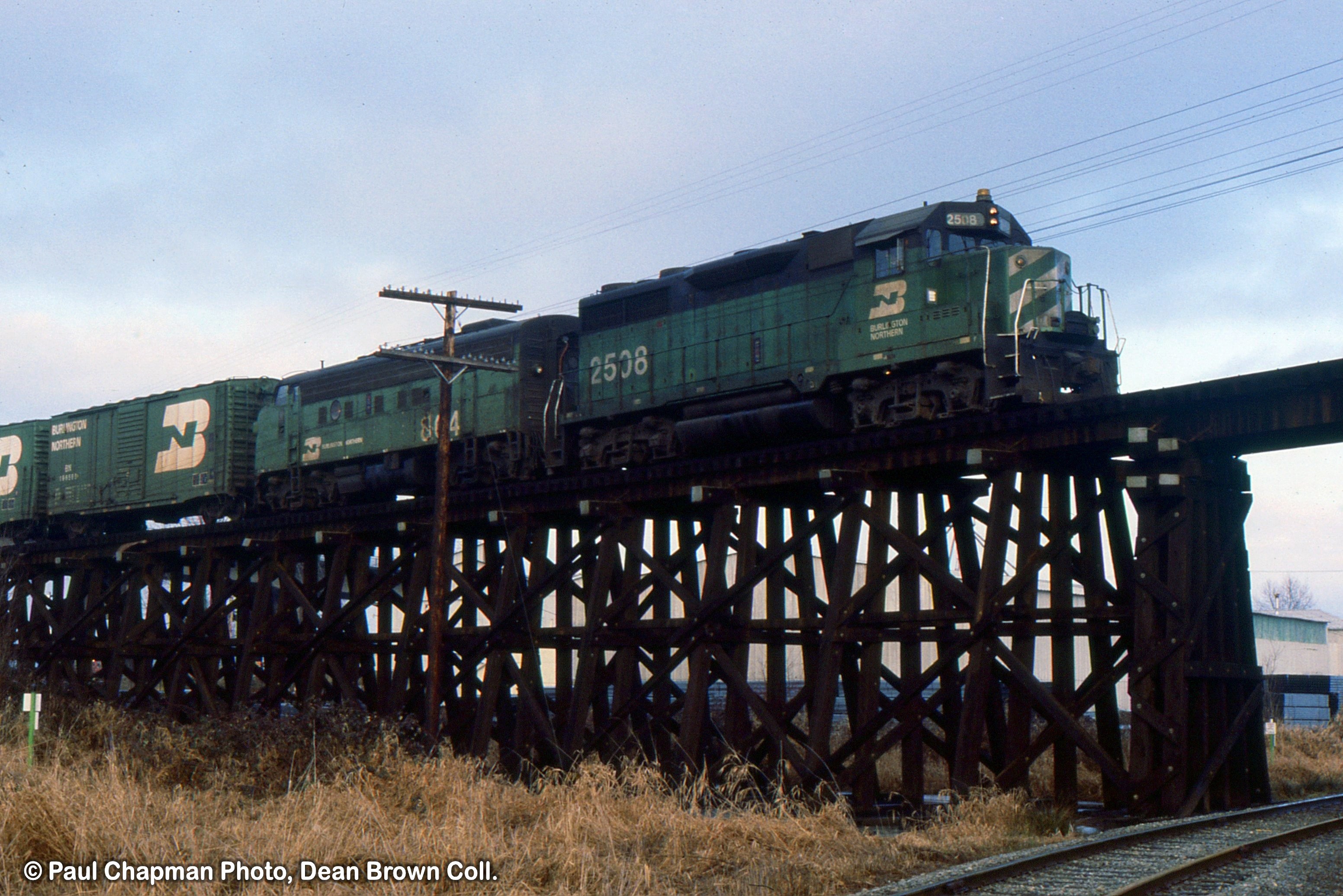 Railpictures.ca - Paul Chapman Photo, Dean Brown Coll.. Photo: BN 2508 crosses over the SRY ...