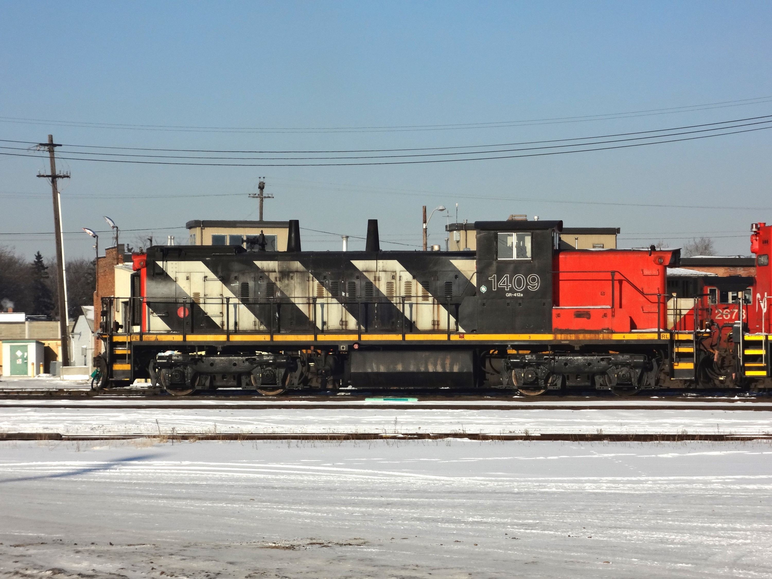 Railpictures.ca - Paul O'Shell Photo: Yard Duty > GMD1 CN 1409 Class GR-412-a is earning its ...