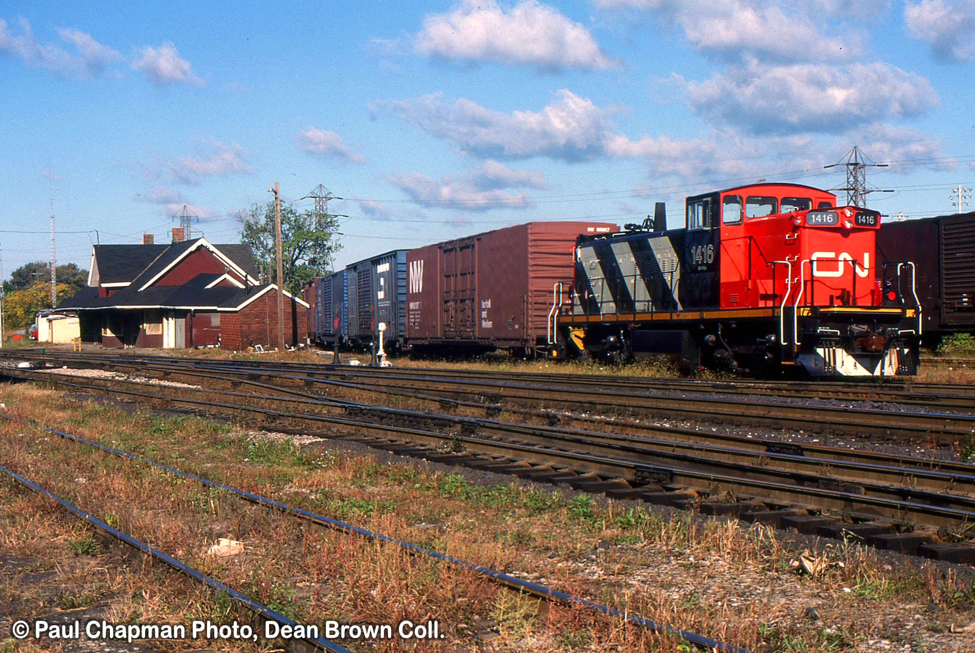 Railpictures.ca - Paul Chapman Photo, Dean Brown Coll. Photo: CN 549 with CN GMD1u 1416 just ...
