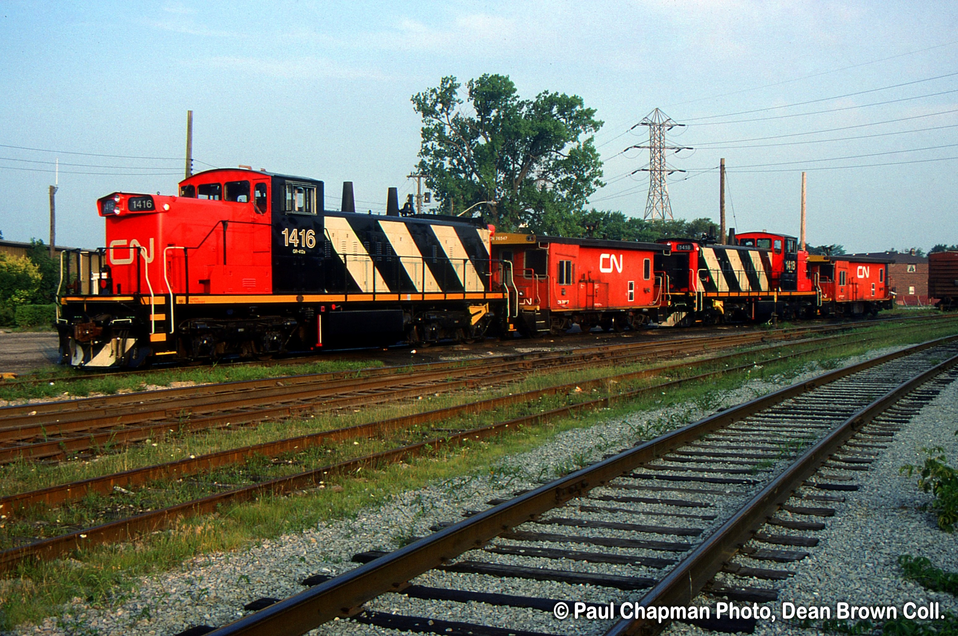Railpictures.ca - Paul Chapman Photo, Dean Brown Collection Photo: CN GMD1u 1416 and CN GMD1u ...