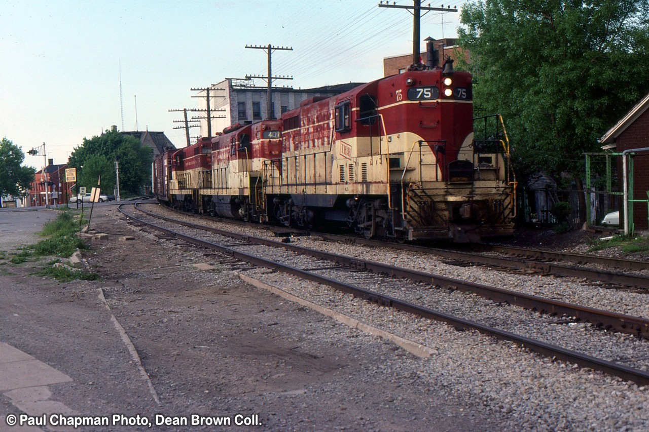 Railpictures.ca - Paul Chapman Photo, Dean Brown Coll. Photo: TH&B GP7 75, TH&B GP9 401, and TH ...