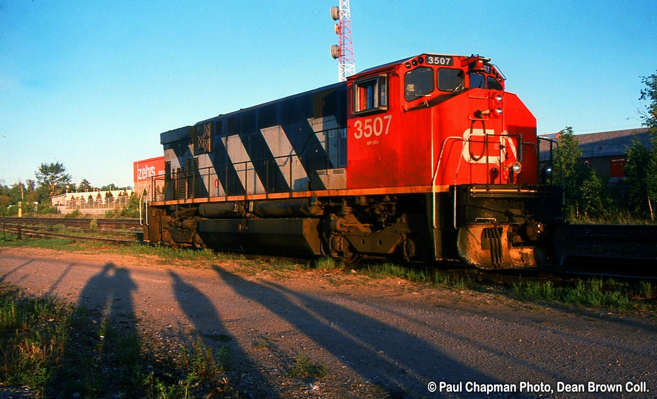 Railpictures.ca - Paul Chapman Photo, Dean Brown Coll, Photo: CN M420(W) 3507 at Barrie on the ...