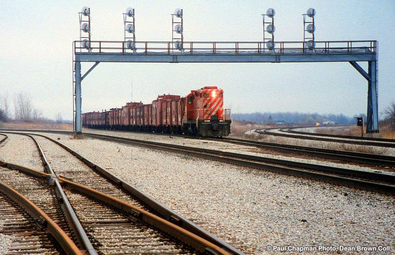 Railpictures.ca - Paul Chapman Photo, Dean Brown Coll. Photo: CP 8221 Northbound approaching ...