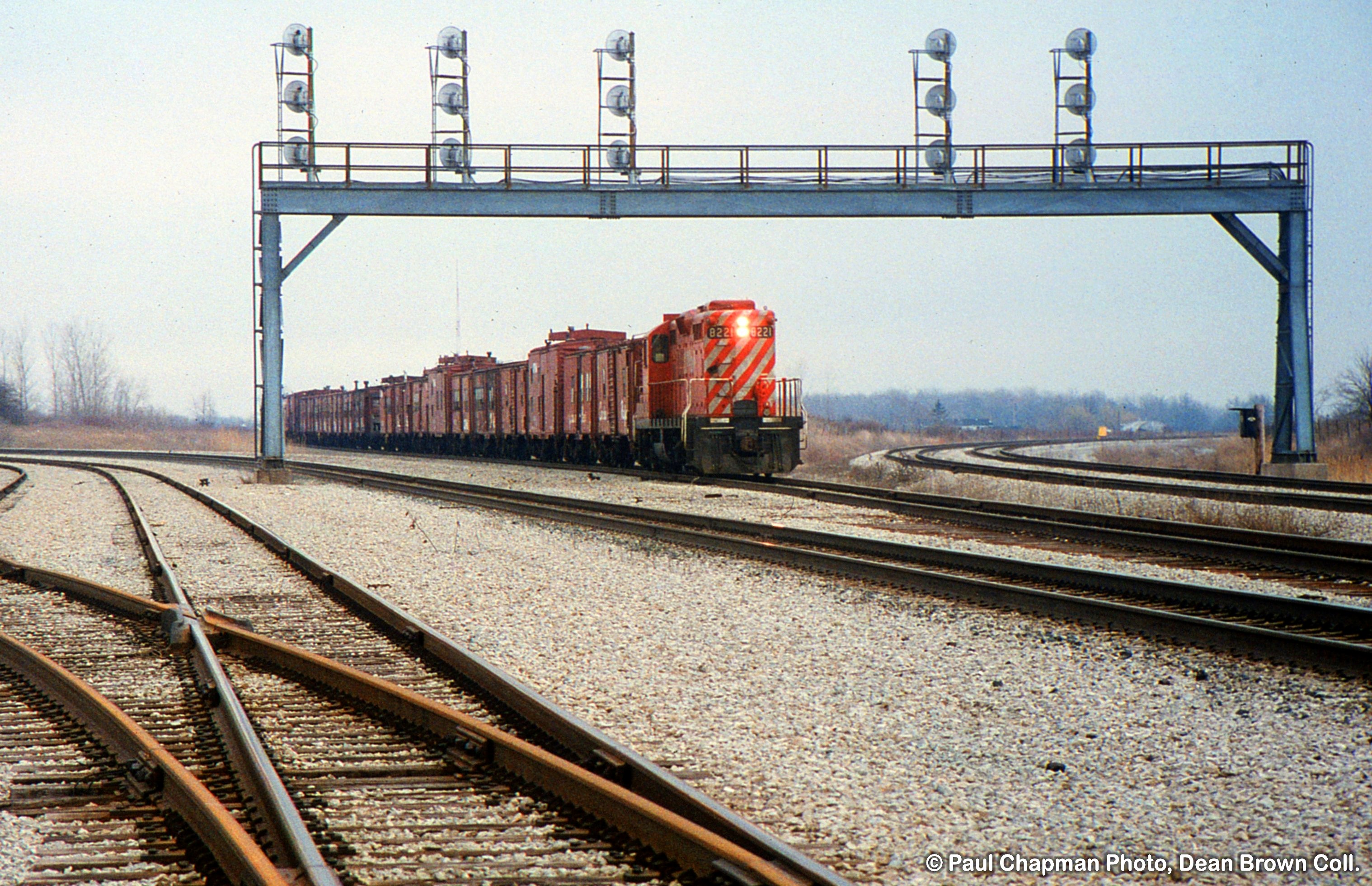 Railpictures.ca - Paul Chapman Photo, Dean Brown Coll. Photo: CP 8221 Northbound approaching ...