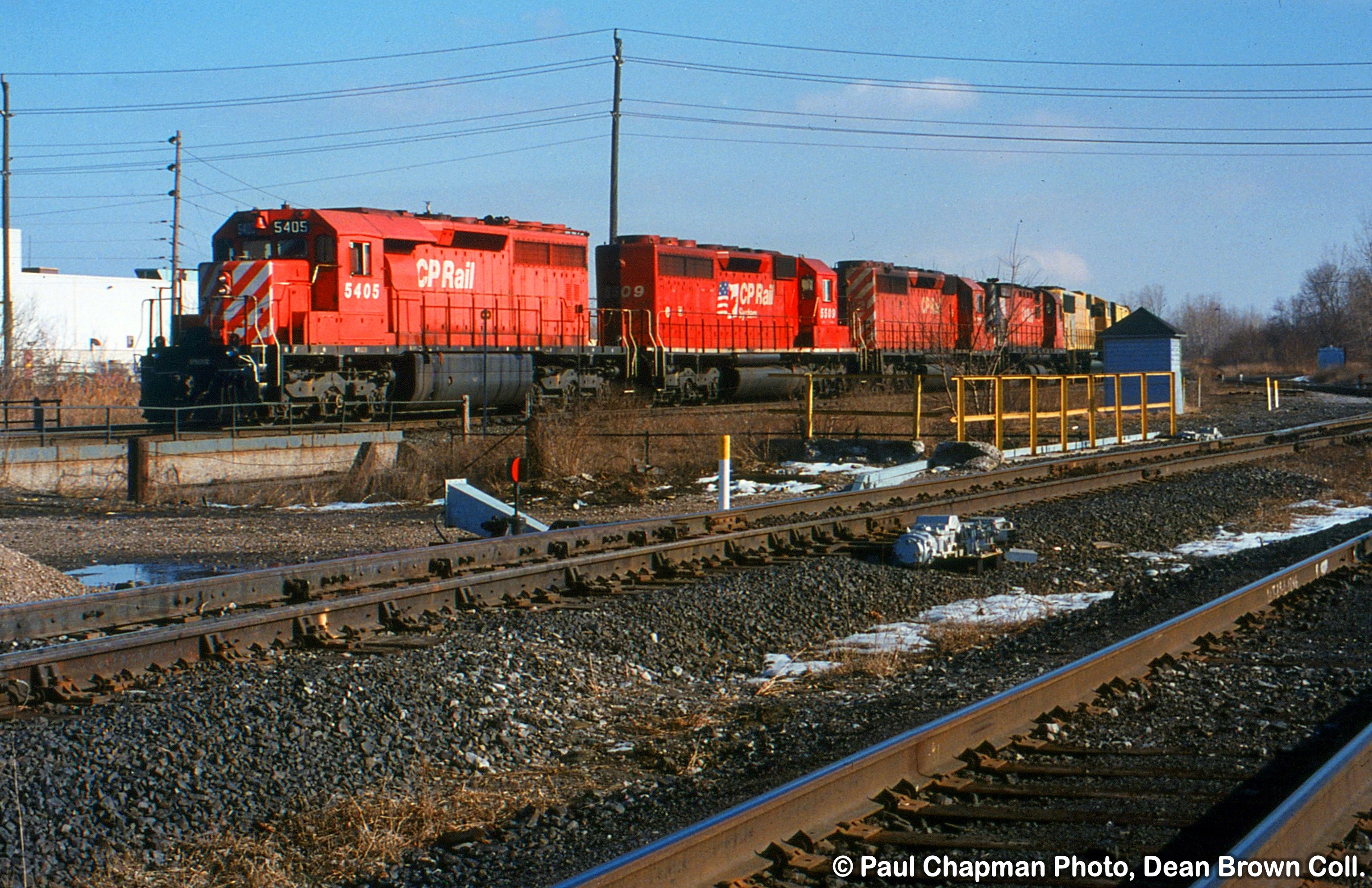Railpictures.ca - Paul Chapman Photo, Dean Brown Coll. Photo: CP 5404 West approaching the ...