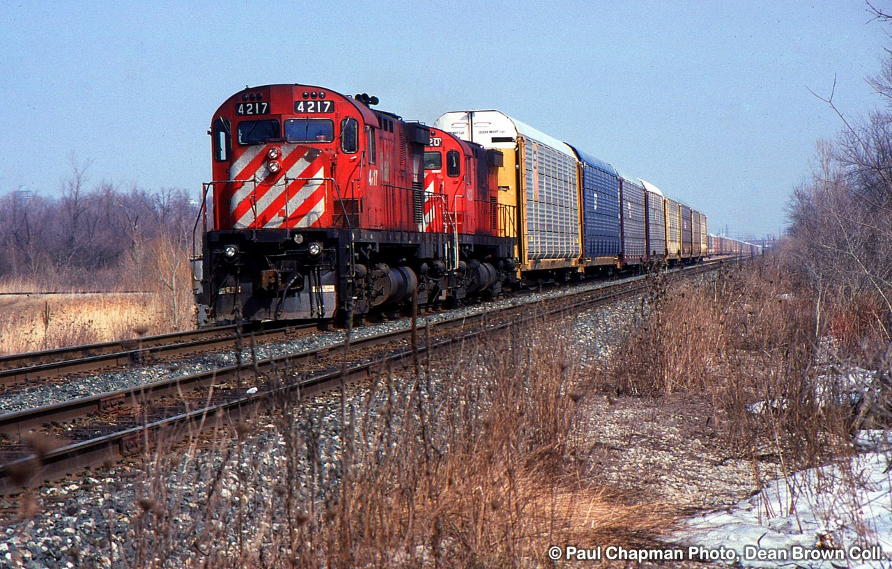 Railpictures.ca - Paul Chapman Photo, Dean Brown Coll. Photo: CP 4217 North in the siding at ...