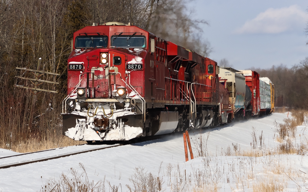 Railpictures.ca - Terry O'Shell Photo: In 2.5 miles the southbound will enter Mountain Grade ...