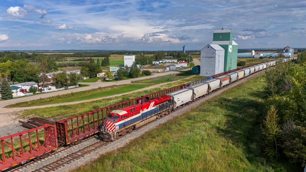 Railpictures.ca - Rob Eull Photo: The BC Rail Heritage Unit leads S 76381 31 through Mayerthorpe ...
