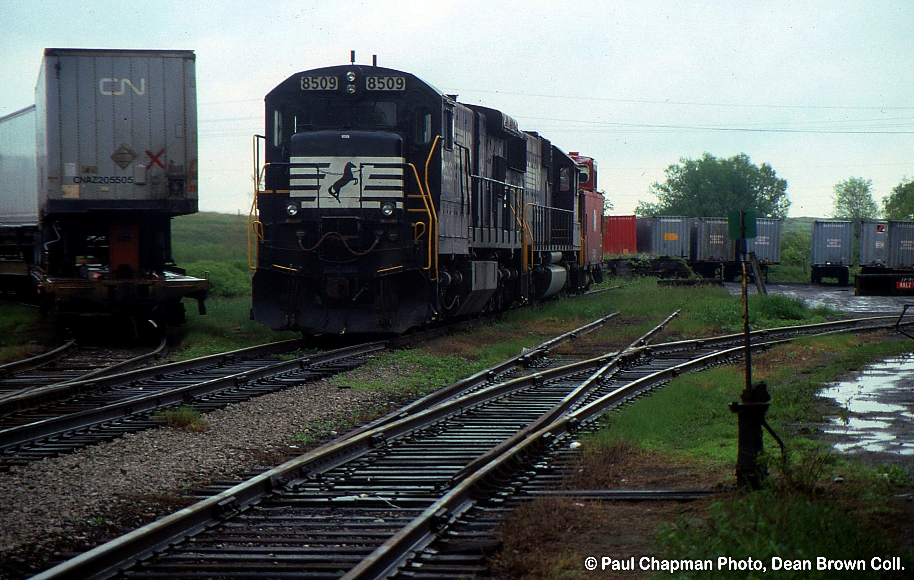 Railpictures.ca - Paul Chapman Photo, Dean Brown Coll. Photo: NS C36-7 8509 at NS/CN Dain ...