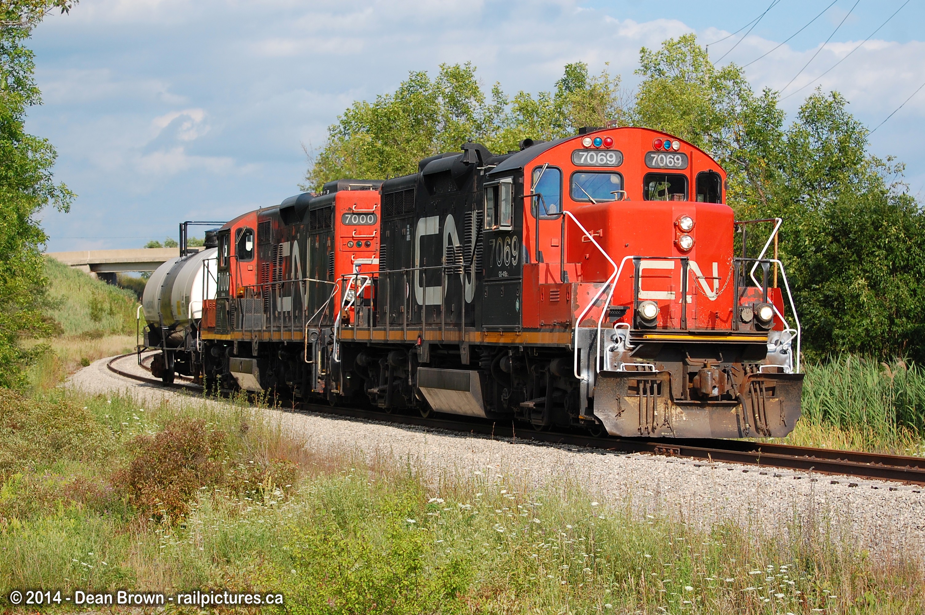 Railpictures.ca - Dean Brown Photo: CN 562 with CN GP9RM 7069 and CN GP9RM 7000 at Forks Rd ...