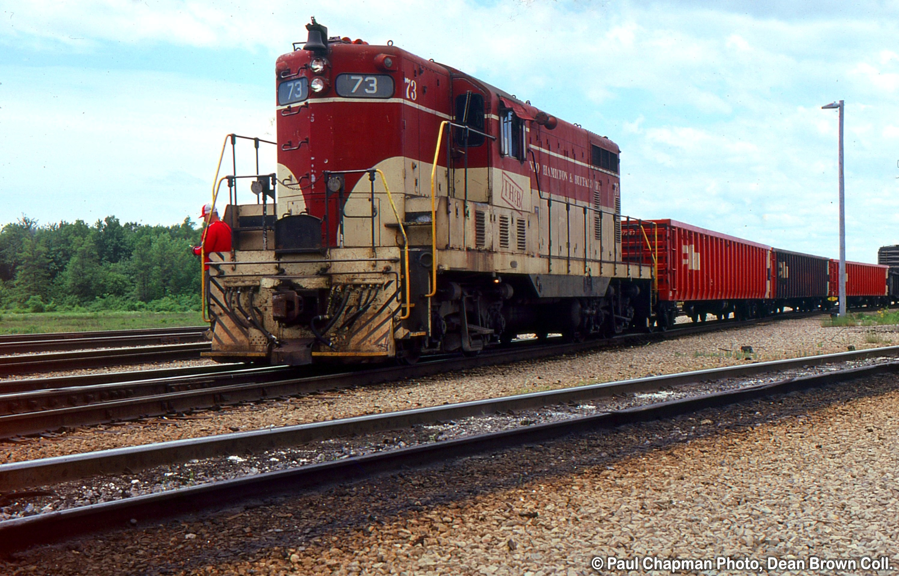 Railpictures.ca - Paul Chapman Photo, Dean Brown Coll. Photo: TH&B GP7 73 at Welland Yard ...