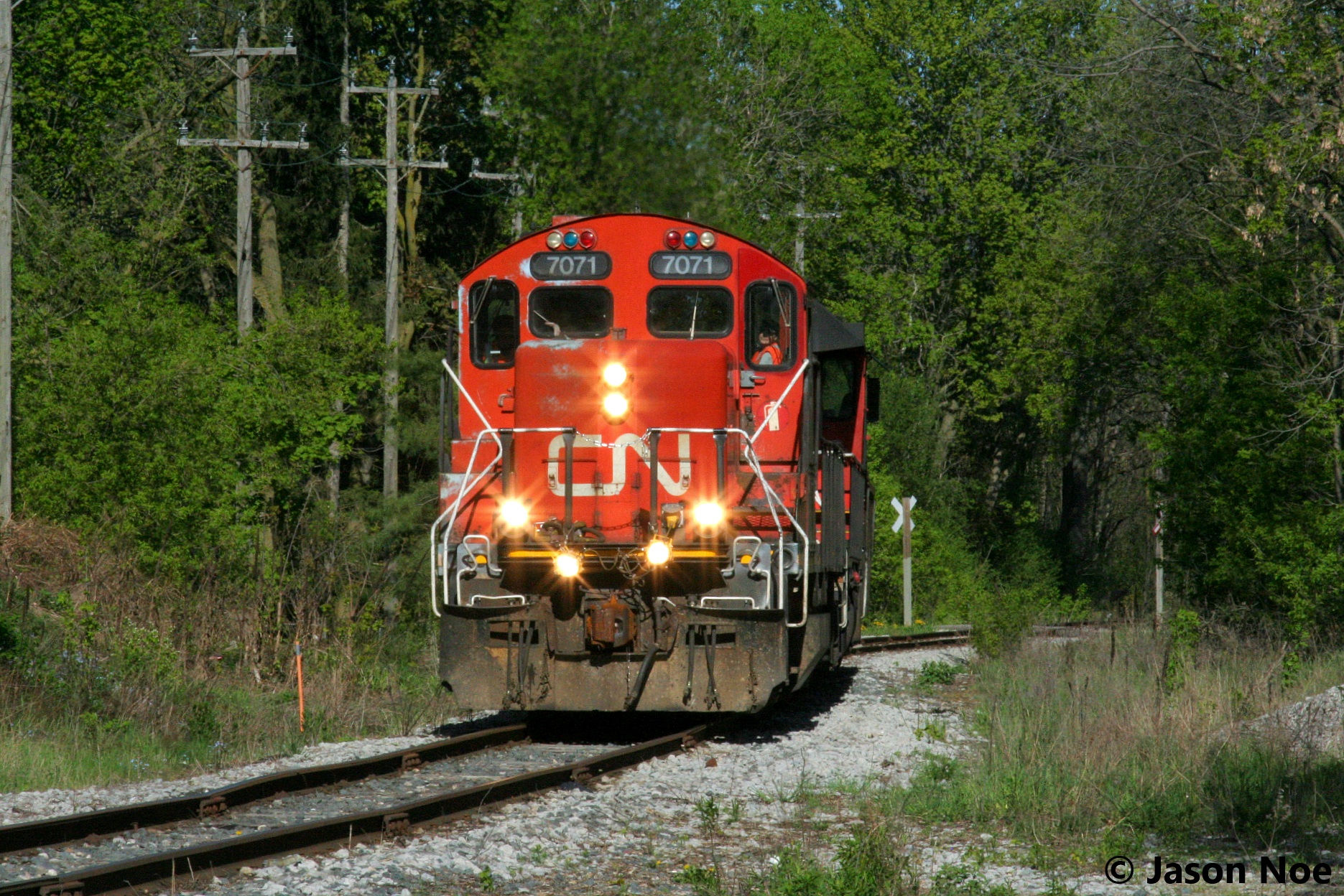 Railpictures.ca - Jason Noe Photo: Traversing the curves near Kitchener’s Victoria Park, CN L540 ...