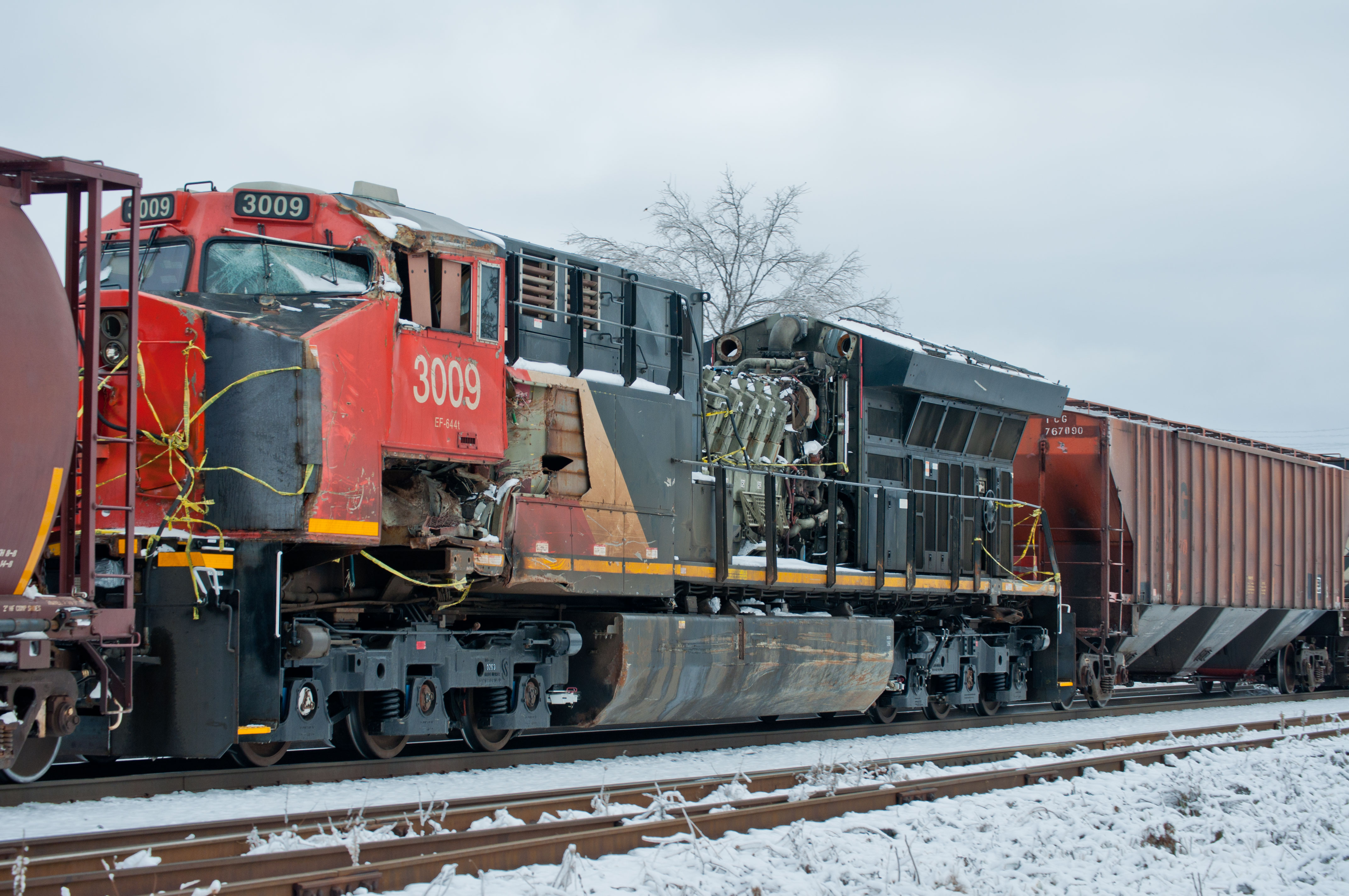 Railpictures.ca - doctapinklaces Photo: You can imagine the surprise when I saw this battered ...