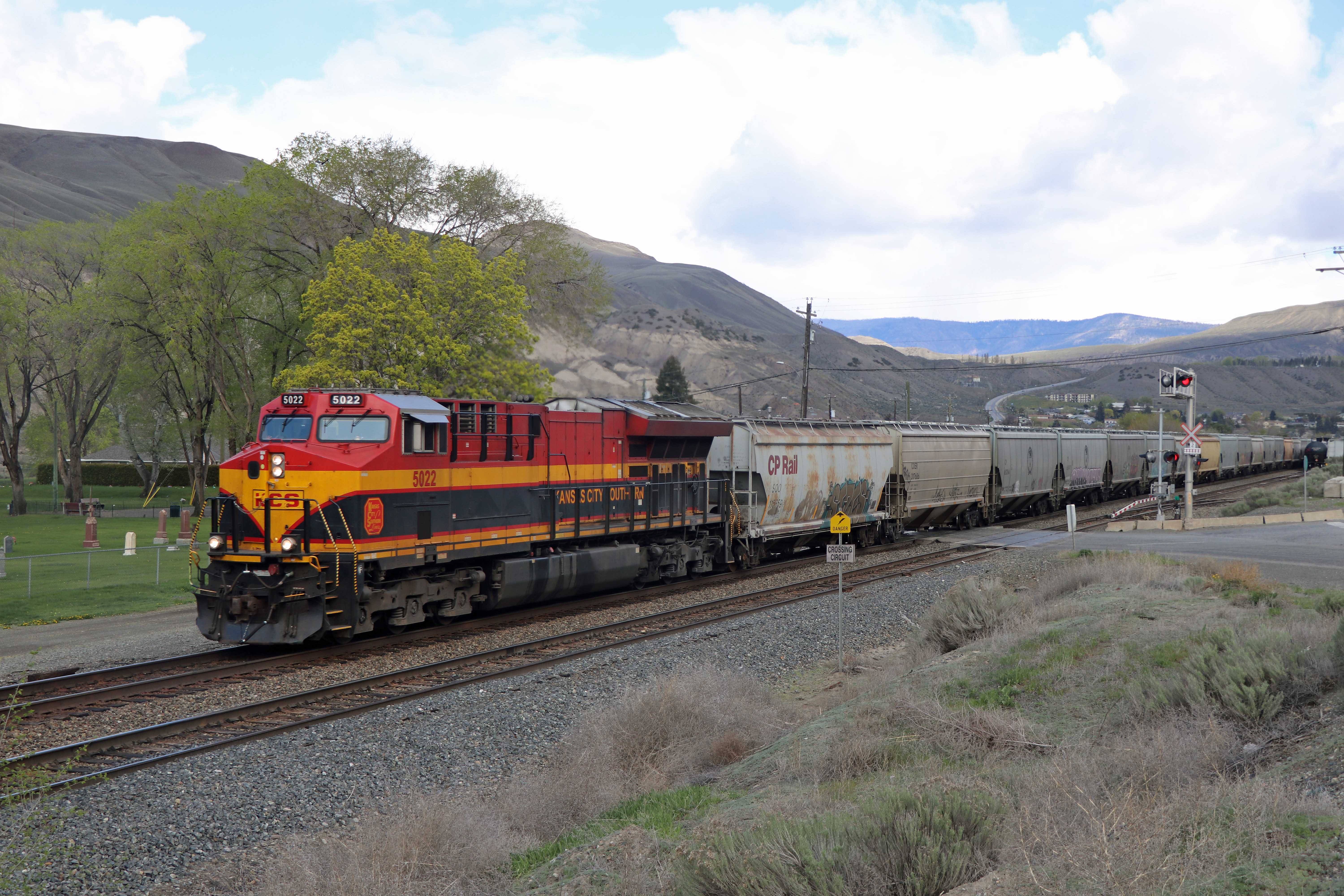 Railpictures.ca - John Eull Photo: CPKC grain train 301 brings 128 loads through Ashcroft with ...