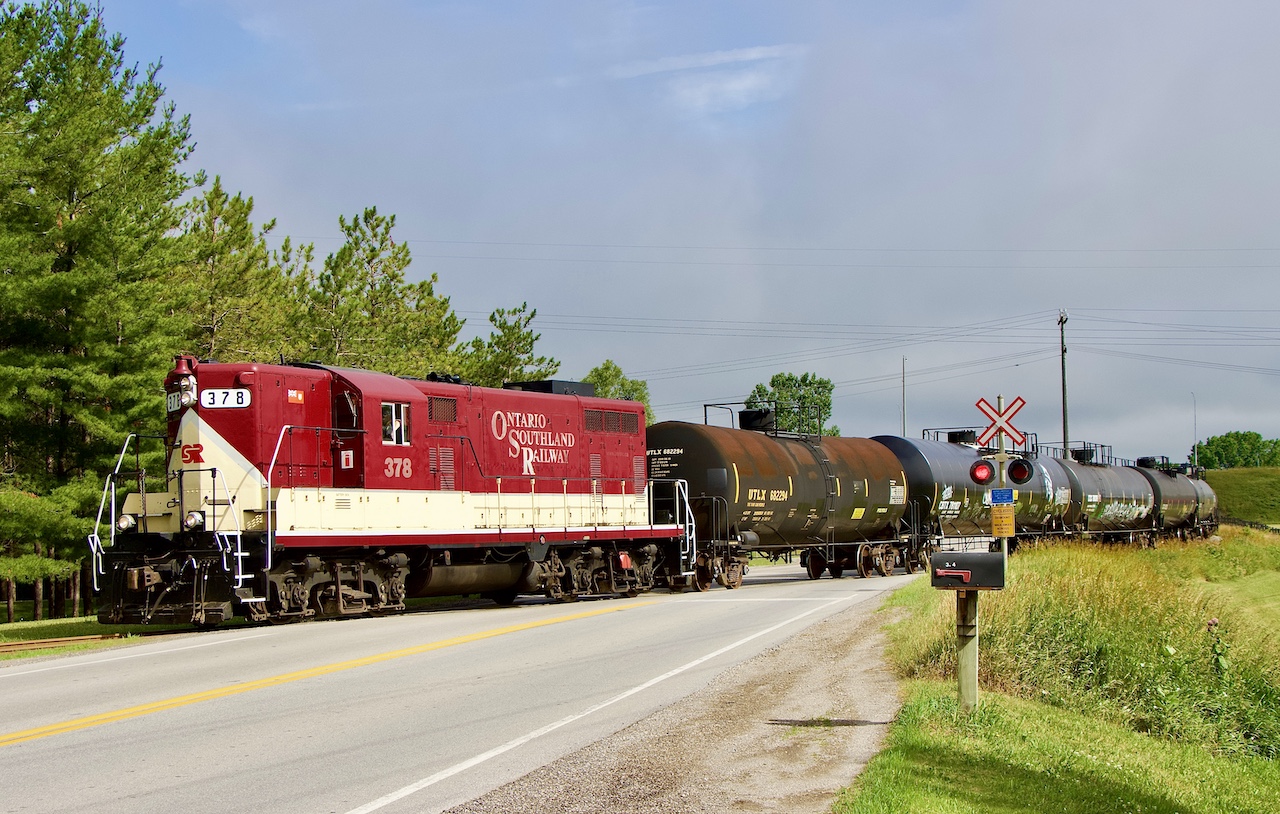 Railpictures.ca - Marcus W Stevens Photo: My boys have always had a thing for OSR’s ex SOO Line ...