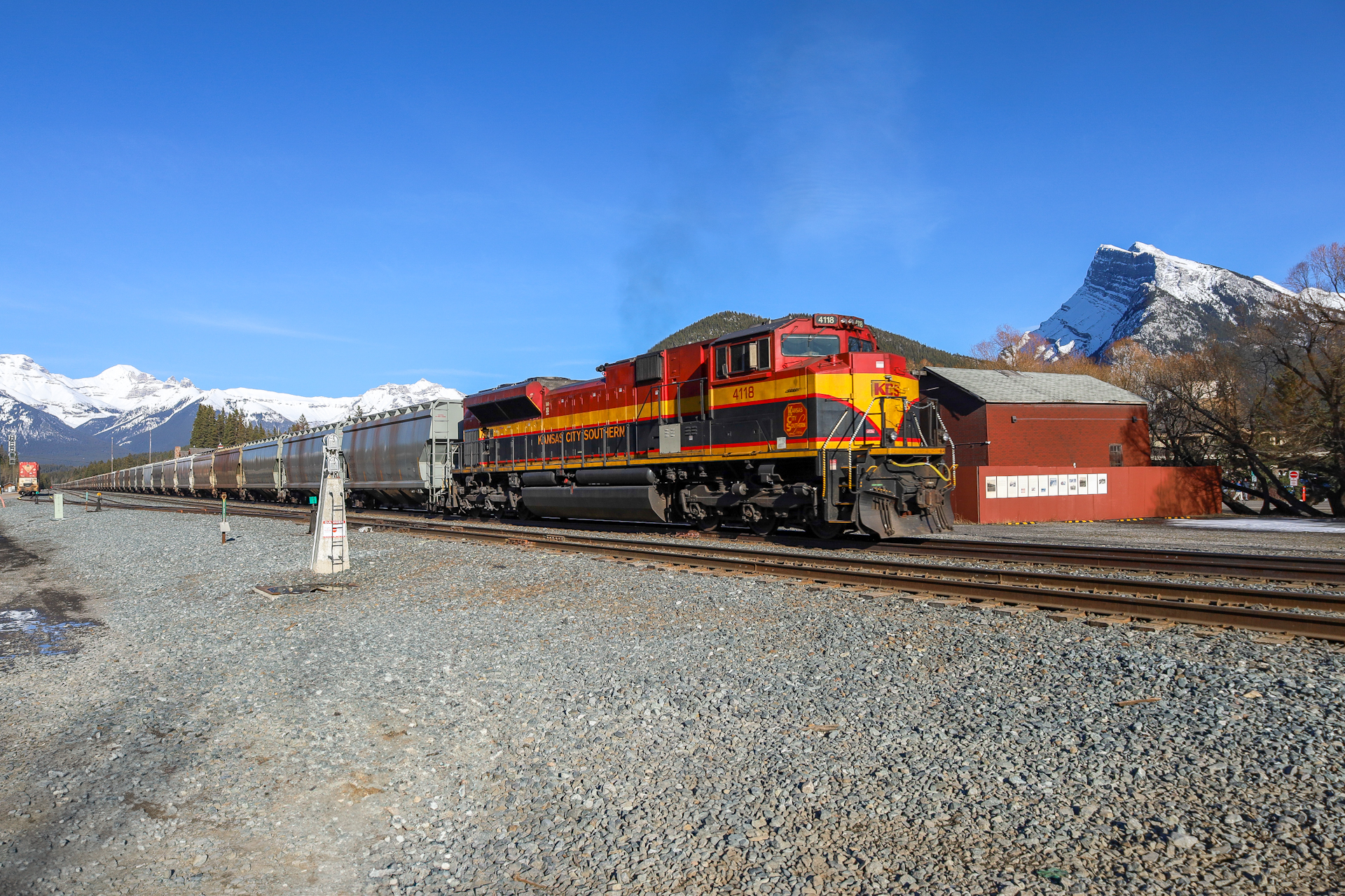 Railpictures.ca - Rob Eull Photo: KCS 4118 brings up the rear of CPKC 602-092 as the roll ...