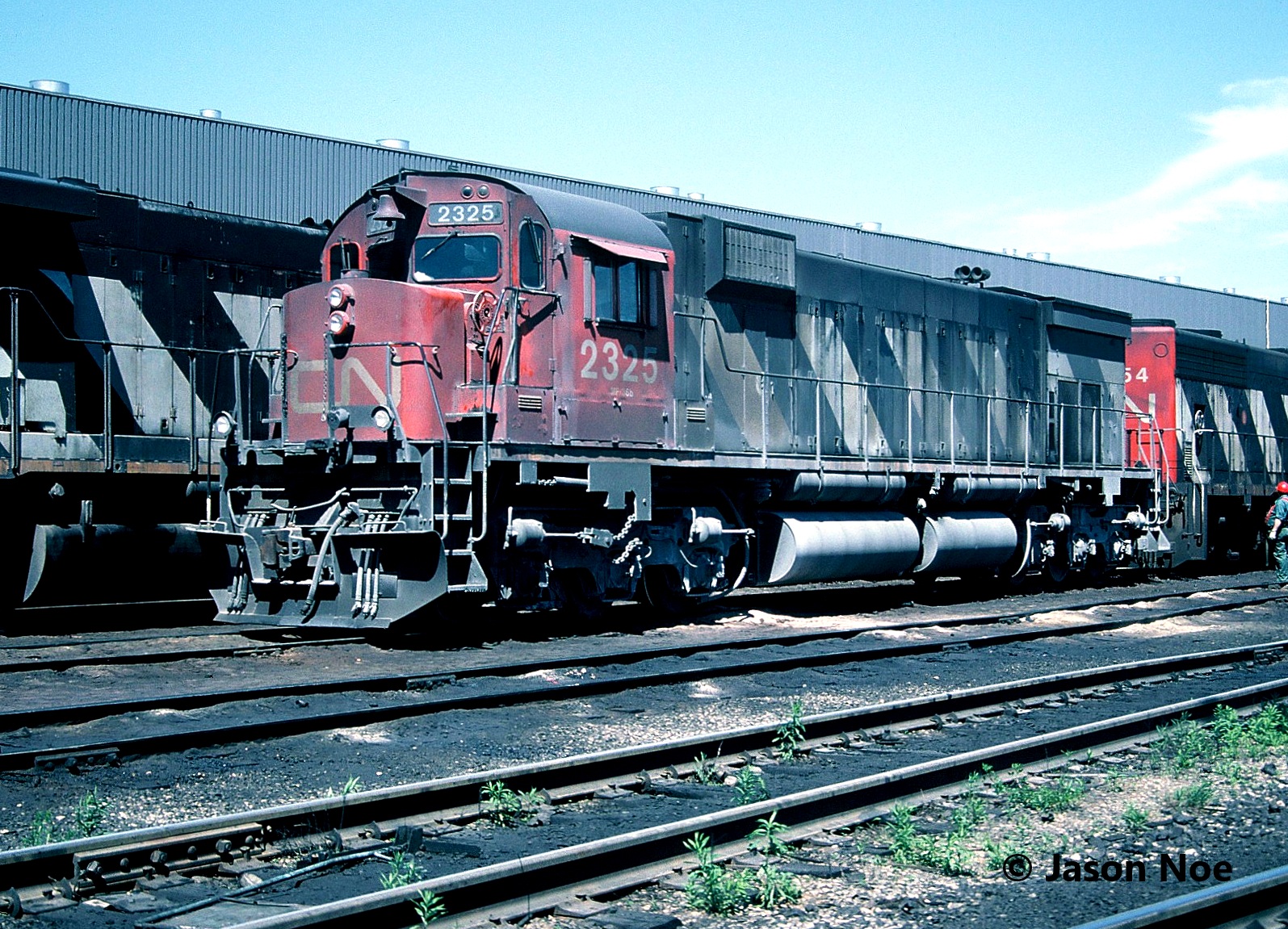 Railpictures.ca - Jason Noe Photo: CN M-636 2325 and a GP40-2L(W) are viewed being placed on a ...