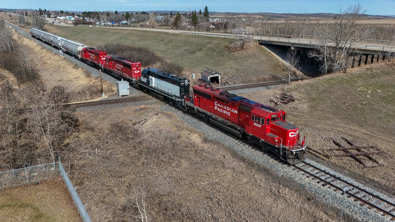 Railpictures.ca - Rob Eull Photo: The weekly job from Red Deer to Stettler, CPKC B22-15 pounds ...