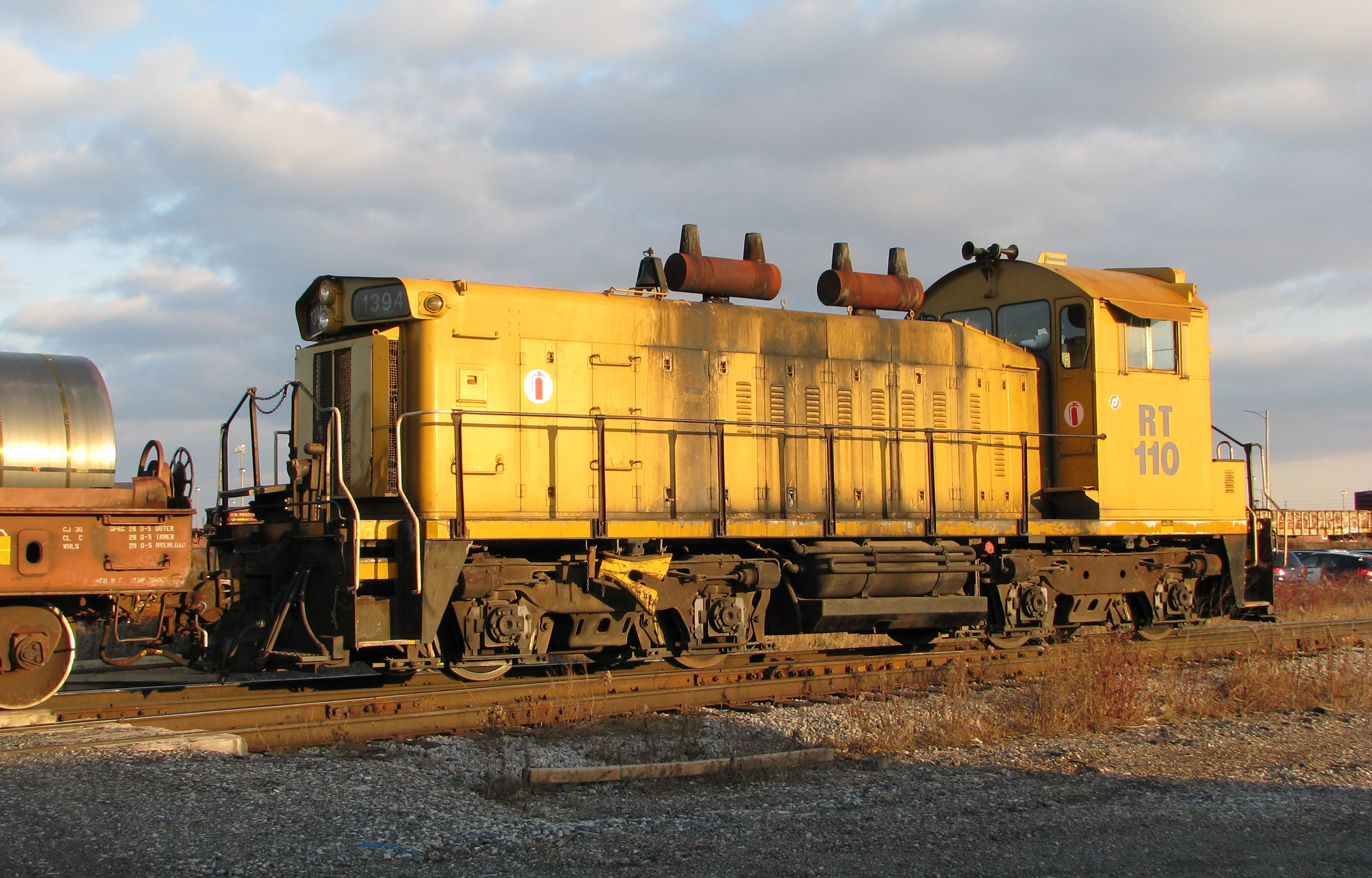 Railpictures.ca - JA Photo: Built in 1960 this SW1200RS CN 1394 was ...