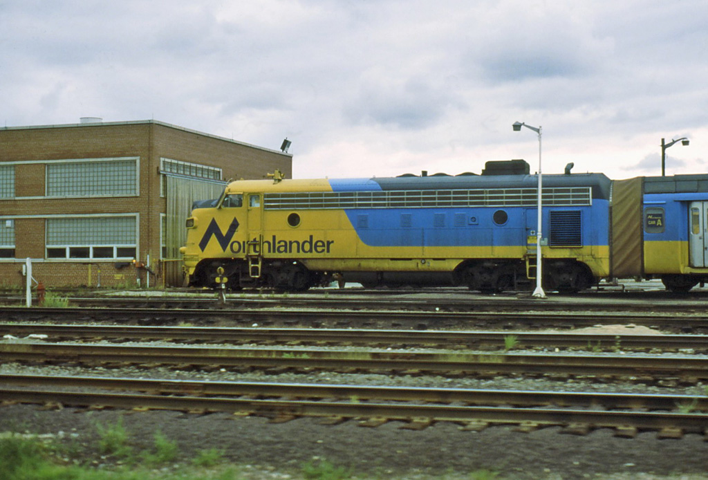 Railpictures.ca - pierrefournier Photo: ONR Northlander. | Railpictures ...
