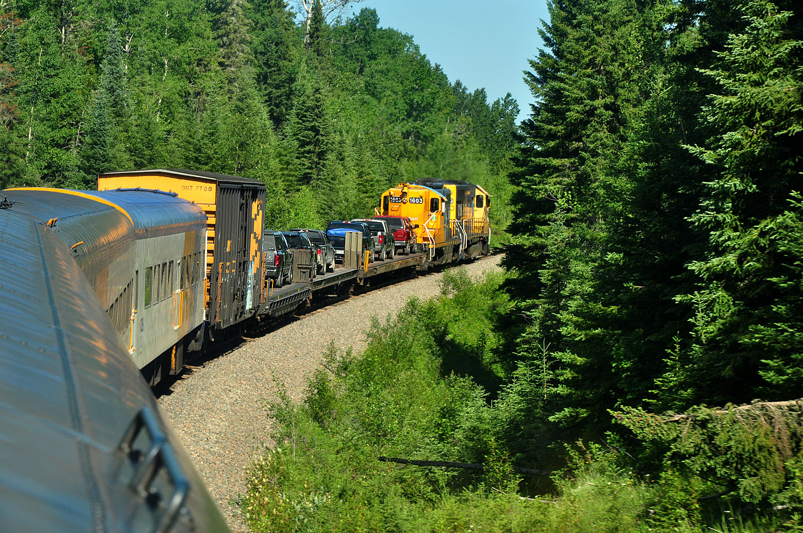 Railpictures.ca - Carsten Frank Photo: Polar Bear Express between ...