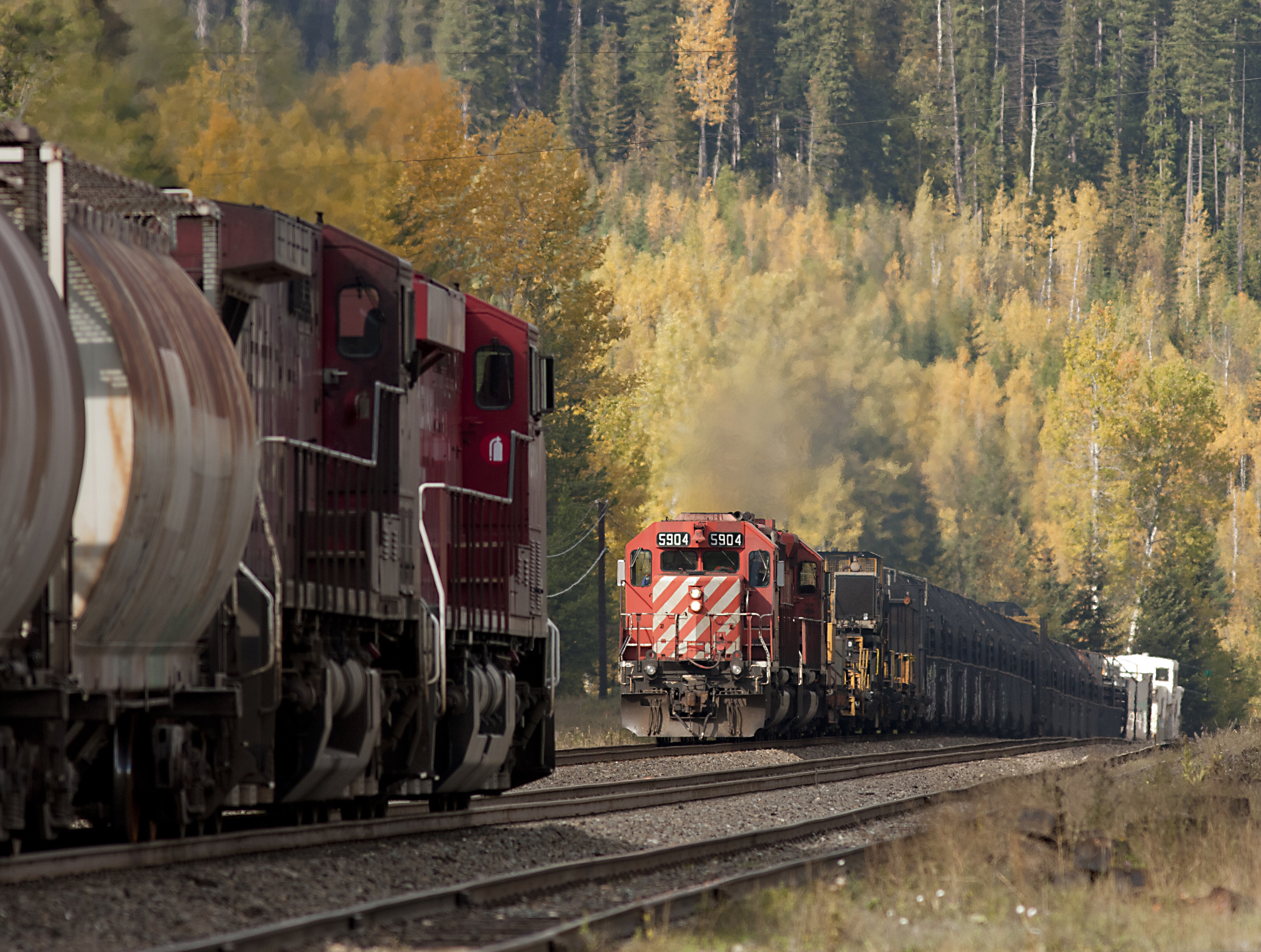 Railpictures.ca - Trevor Sokolan Photo: An eastbound freight waits in ...