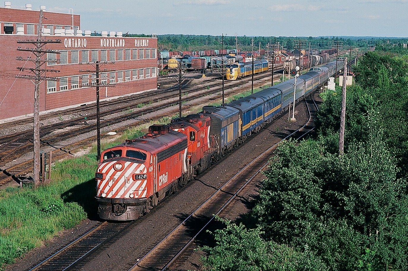 Railpictures.ca - sdfourty Photo: Via Rail #1 – Canadian – powered by ...