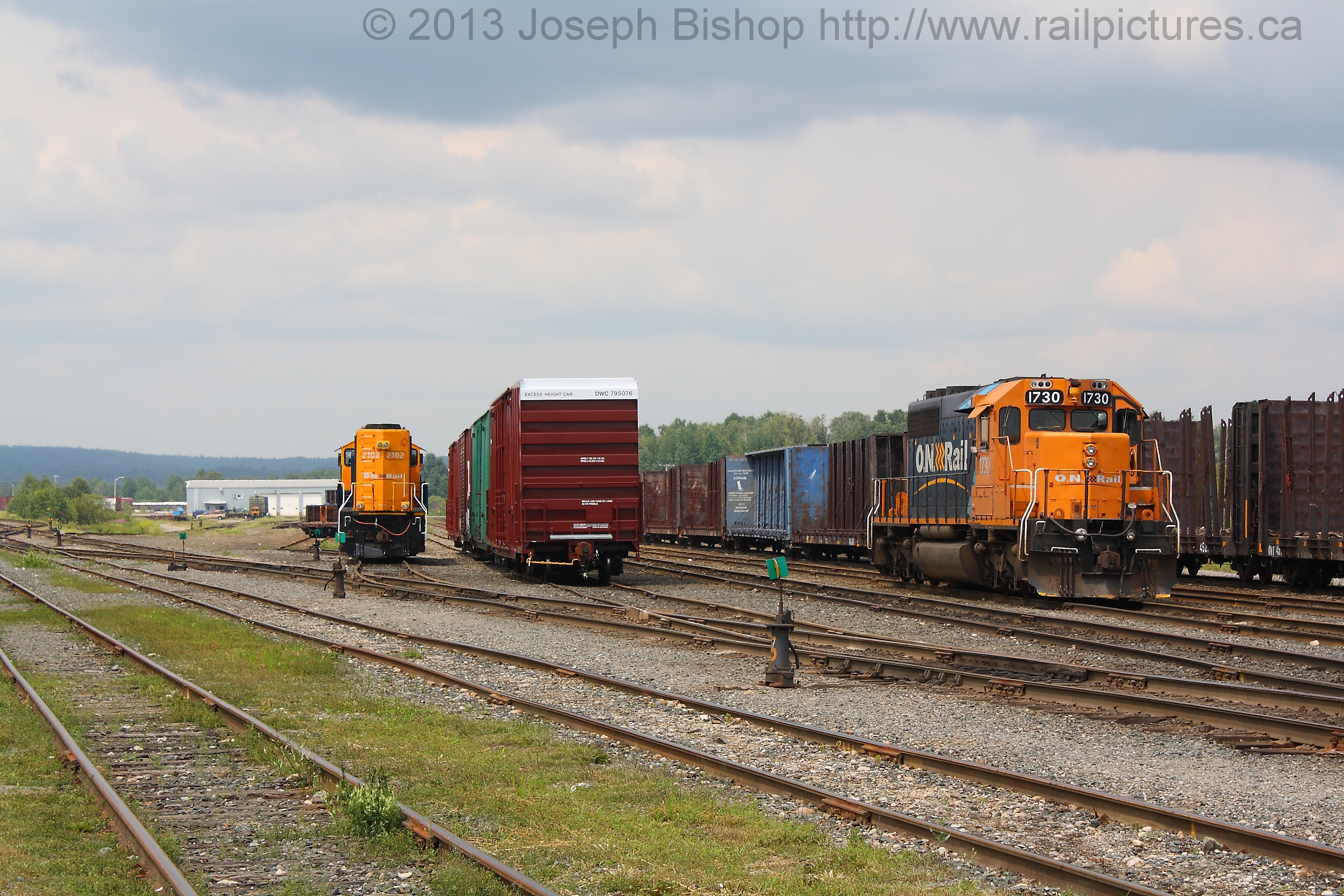 Railpictures.ca - Joseph Bishop Photo: Nothing beats a veteran SD40-2 ...