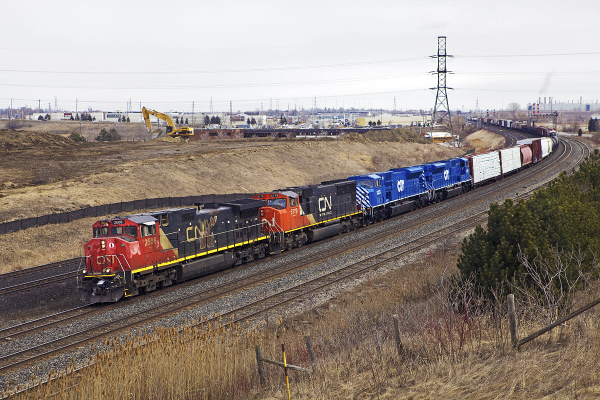 Railpictures.ca - Cameron Applegath Photo: CN M373 came around the bend ...