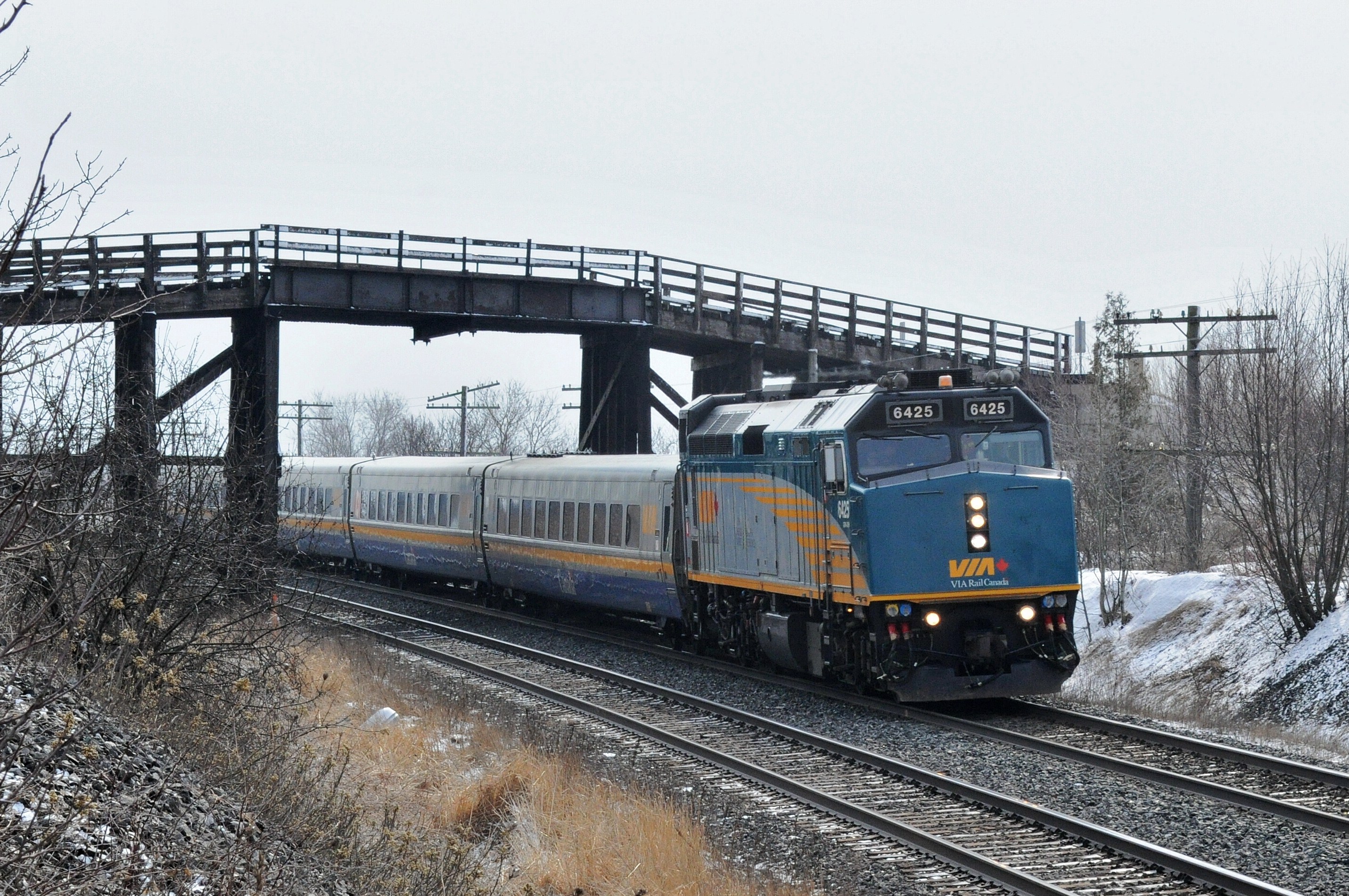 Railpictures.ca - sdfourty Photo: Trains and Bridges, Train under ...