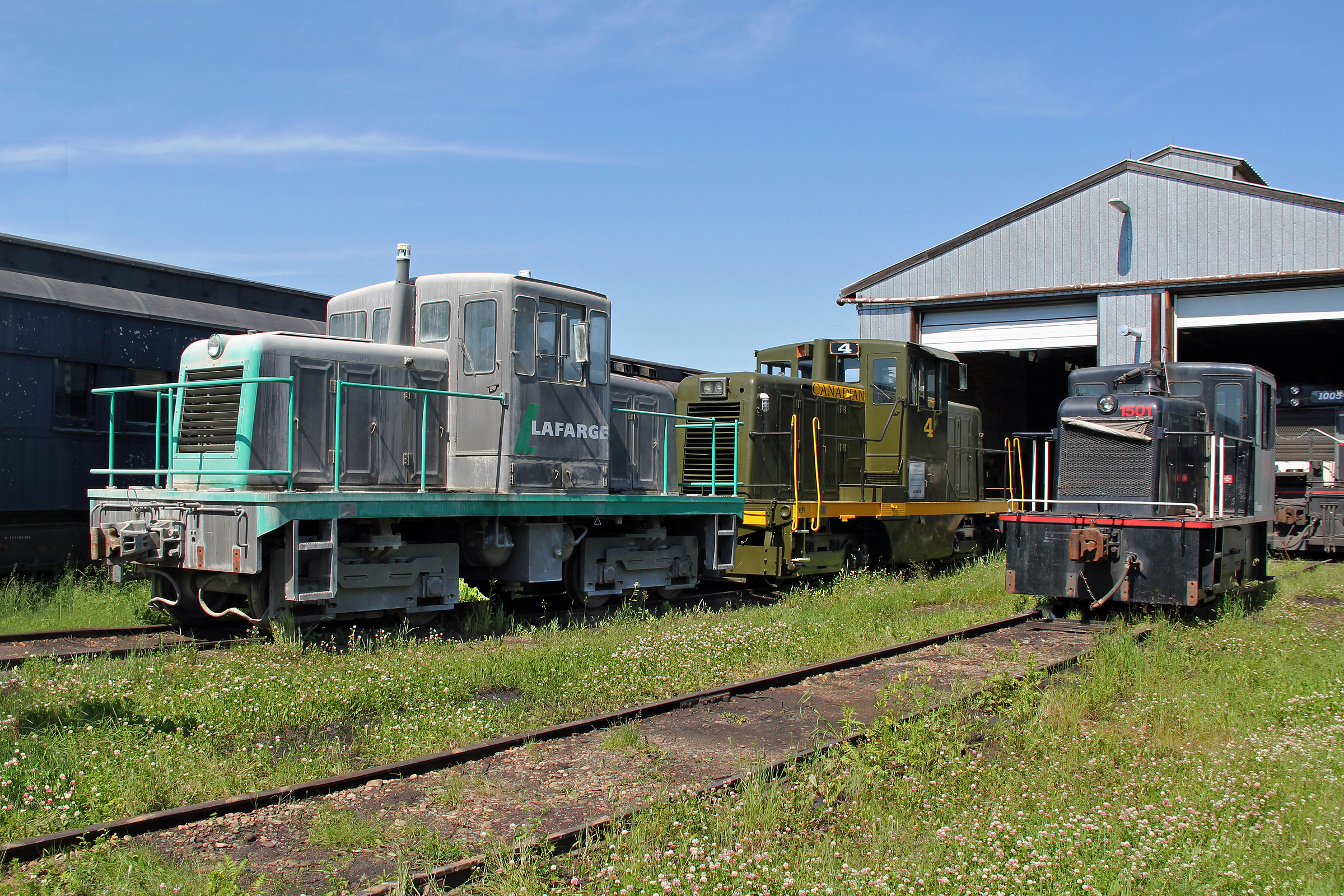 Railpictures.ca - colin arnot Photo: An interesting trio of industrial ...
