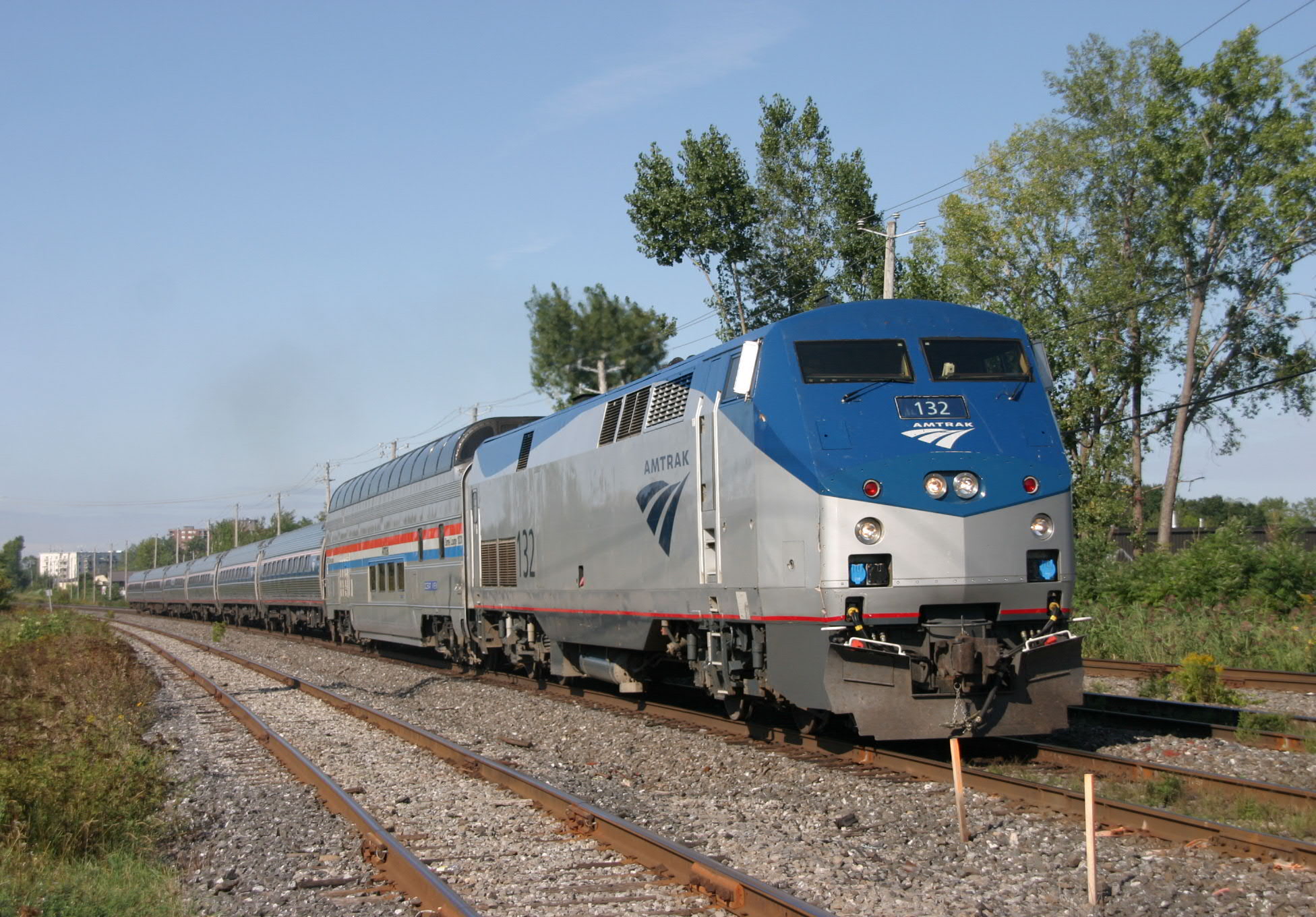 Railpictures.ca - railfan73 Photo: The 694 on way to New York City ...
