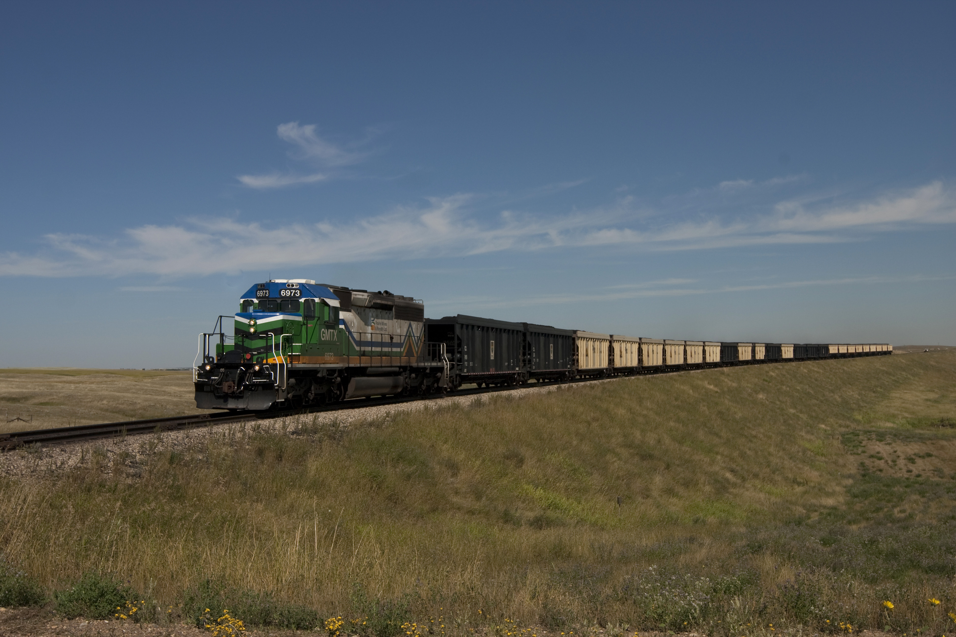 Railpictures.ca - Trevor Sokolan Photo: Prairie Mines Royalty leased ...