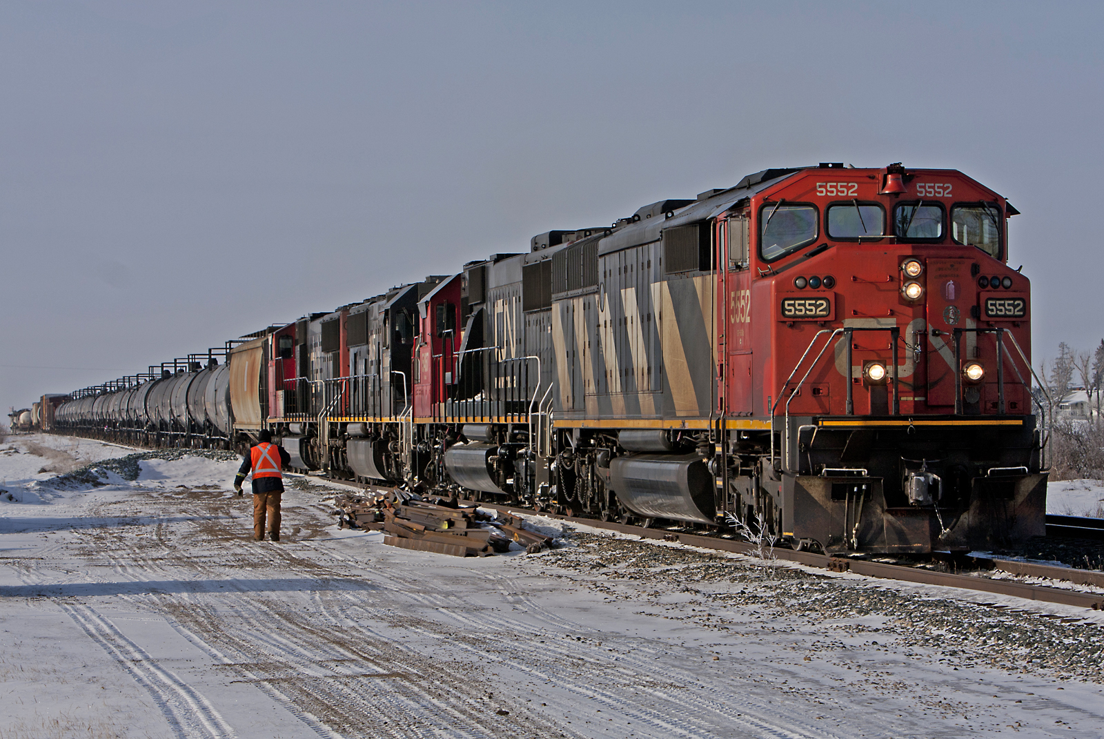 Railpictures.ca - Trevor Sokolan Photo: The conductor on train 402 ...