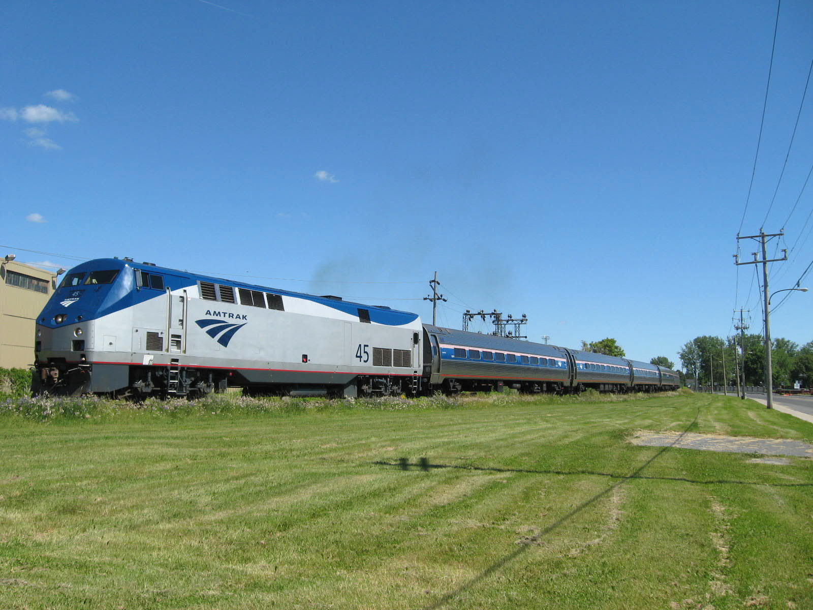 Railpictures.ca - Railfan73 Photo: The 694 passed slowly , the curve in ...