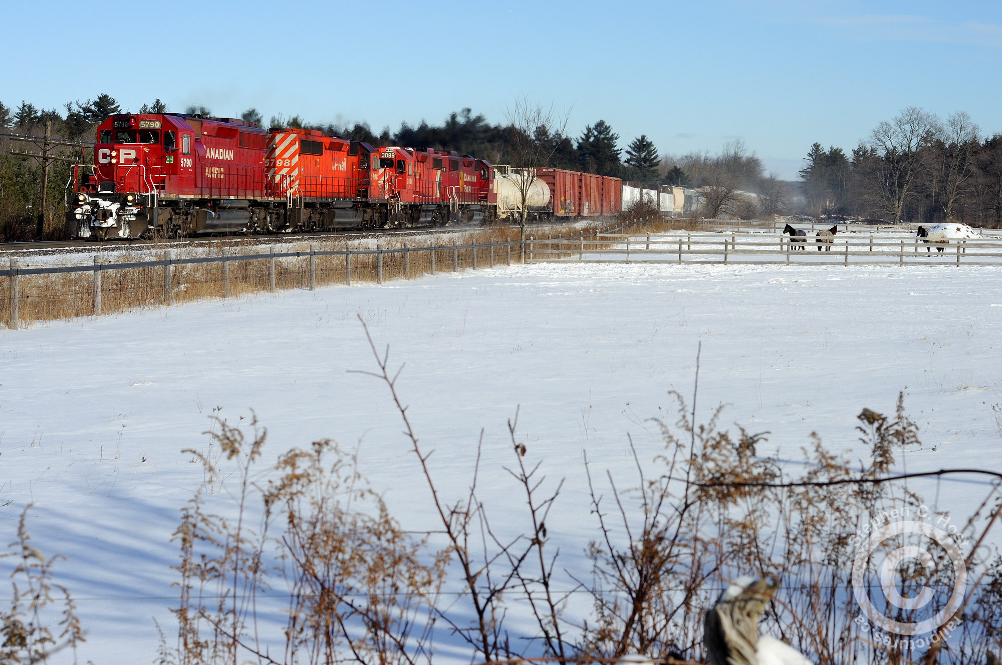 Railpictures.ca - Stephen C. Host Photo: At Milburough line, a quartet ...