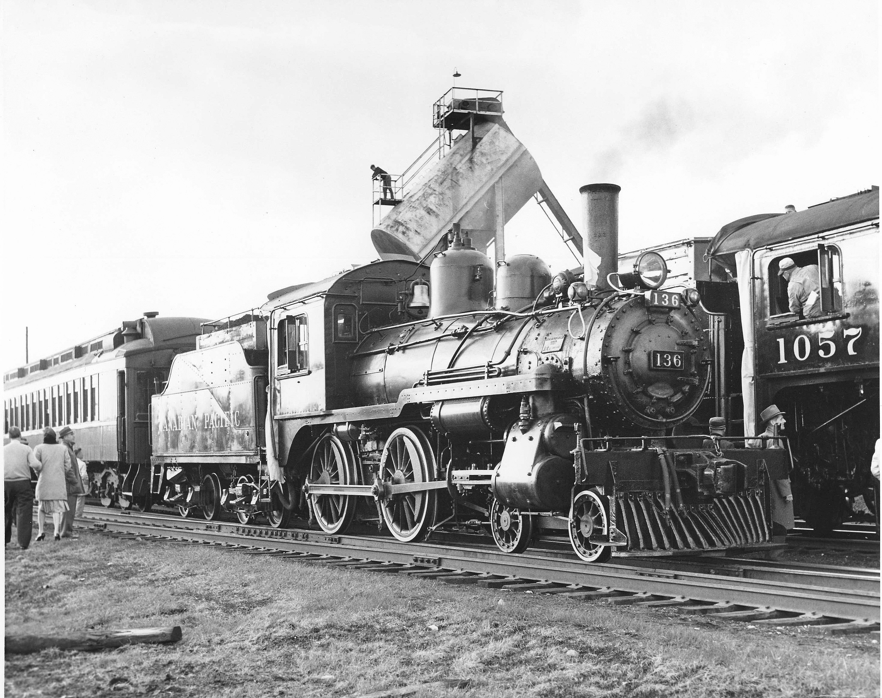 Railpictures.ca - Jim Walder/John Riddell Collection Photo: Here the ...