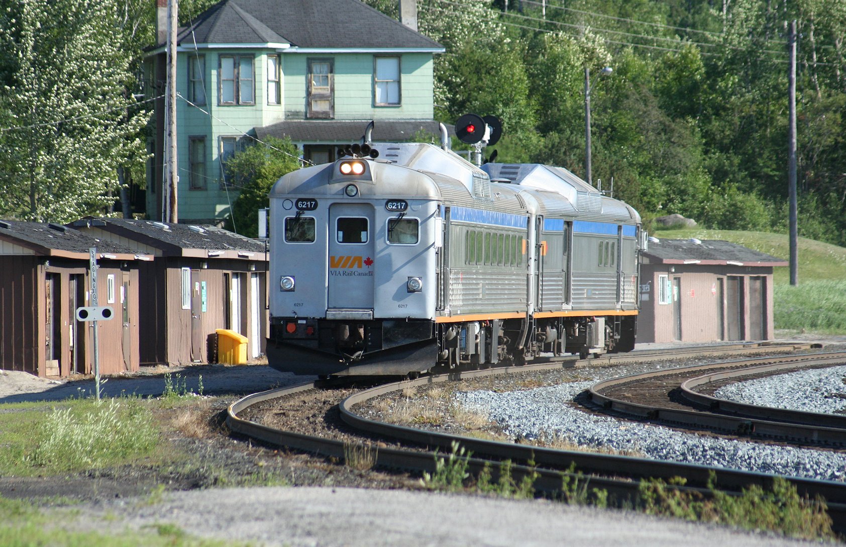 Railpictures.ca - Chris van der Heide Photo: VIA Rail’s train 185, a.k ...