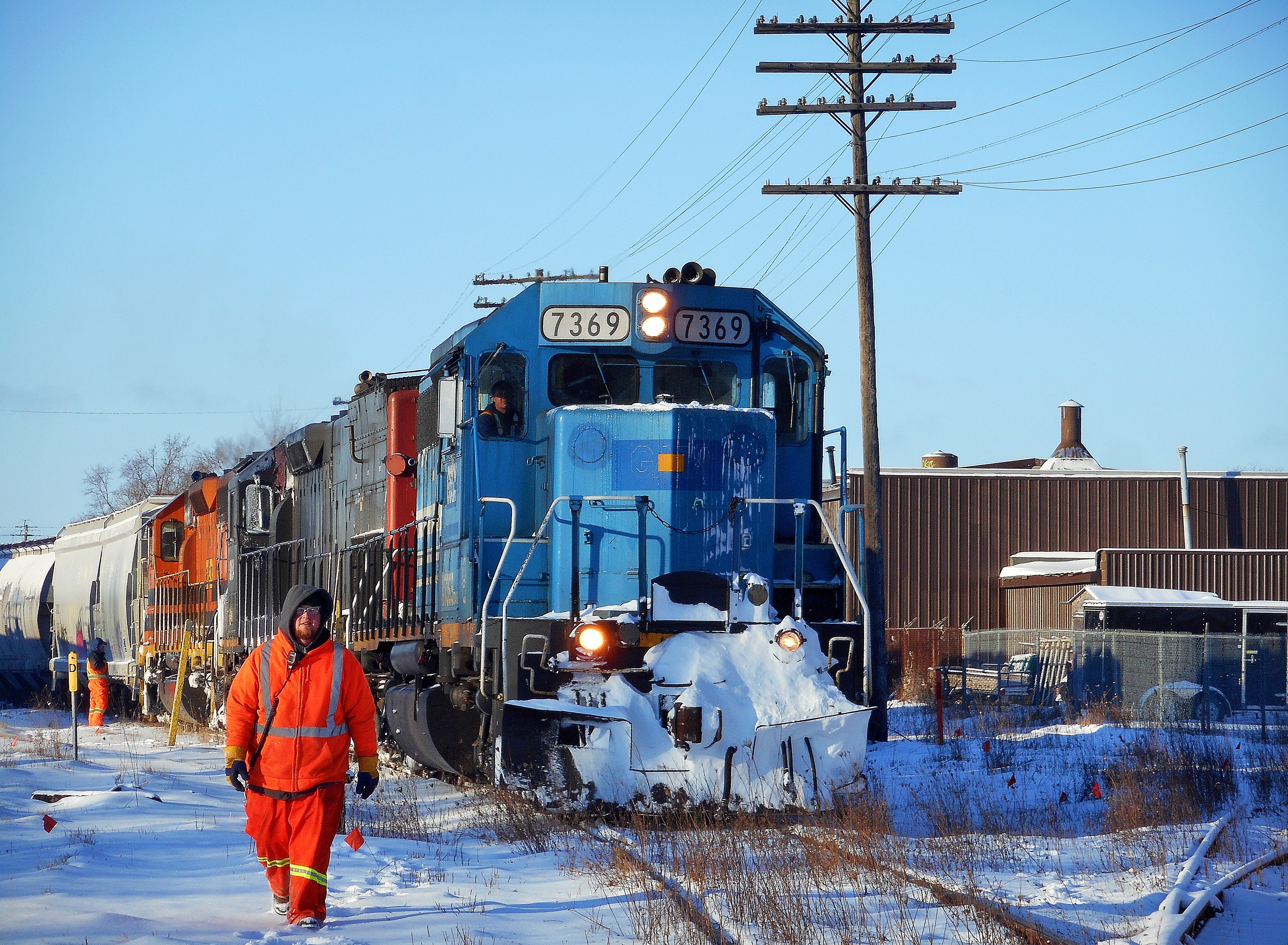 Railpictures.ca - Jacob Patterson Photo: The conductor of 432 couples ...