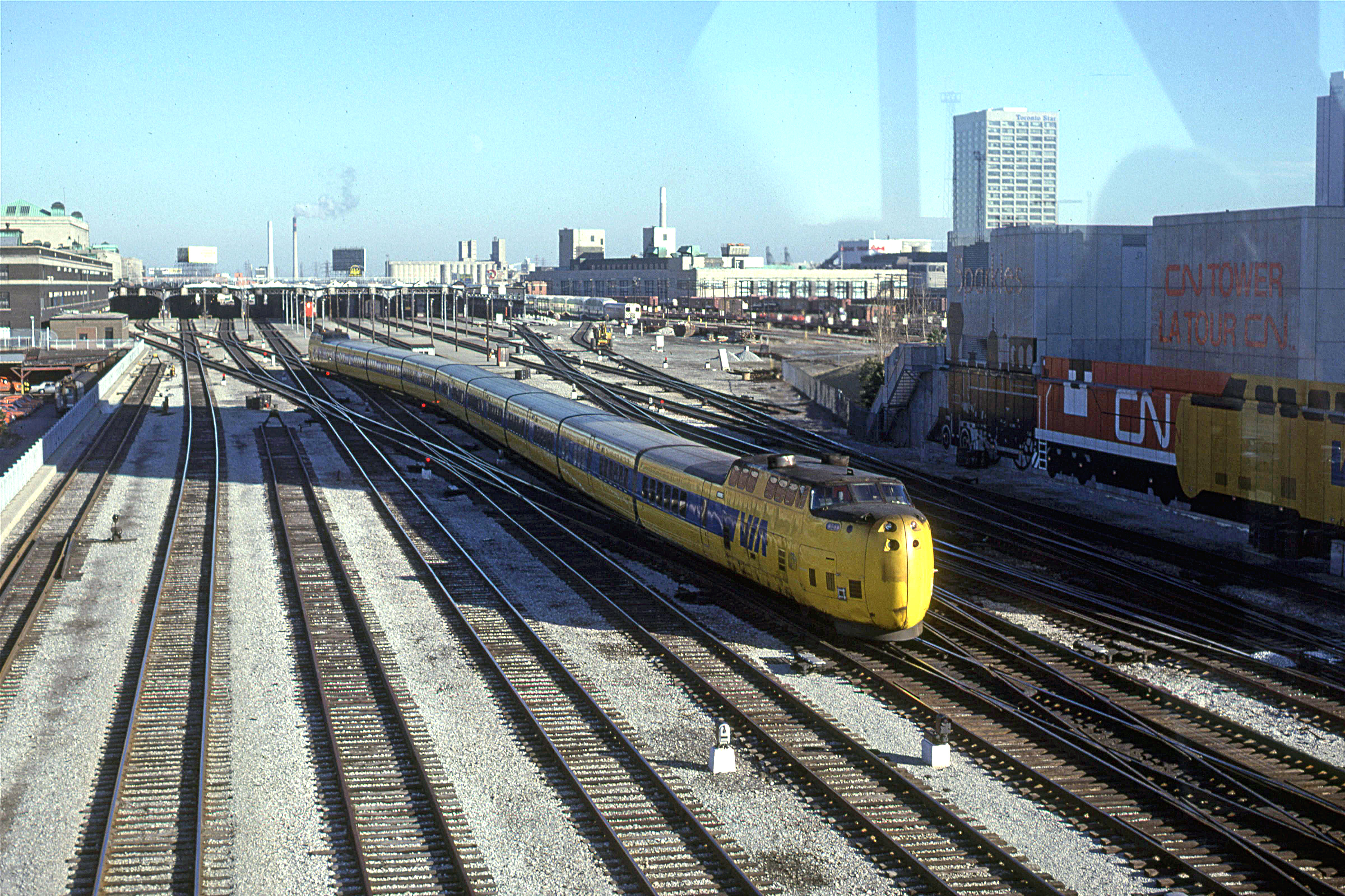 Railpictures.ca - Steve Young Photo: This is my only picture of the ...