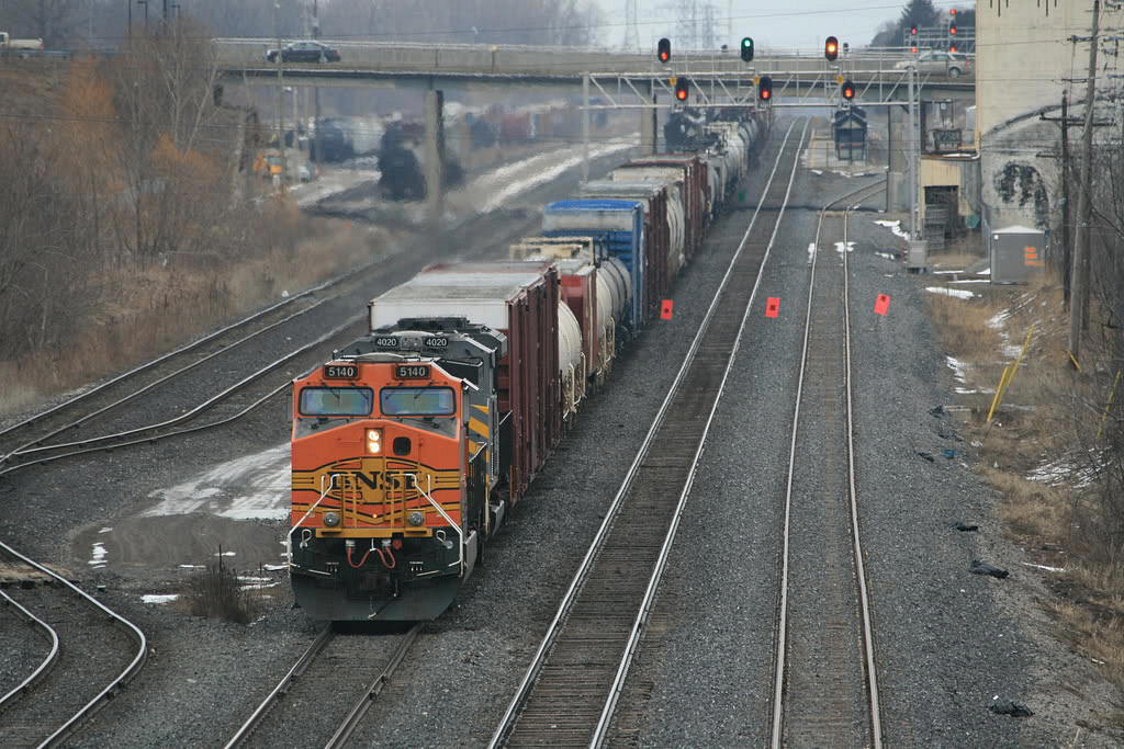 Railpictures.ca - Greg Roach Photo: The new track 3 was in service but ...
