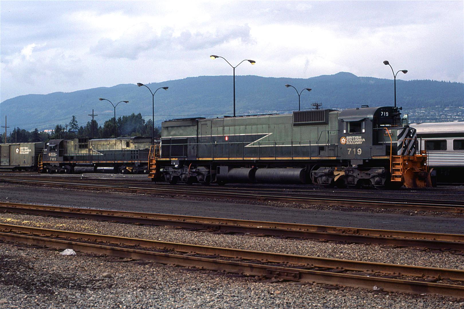 Railpictures.ca - Steve Young Photo: Now, this is a nice look for ...