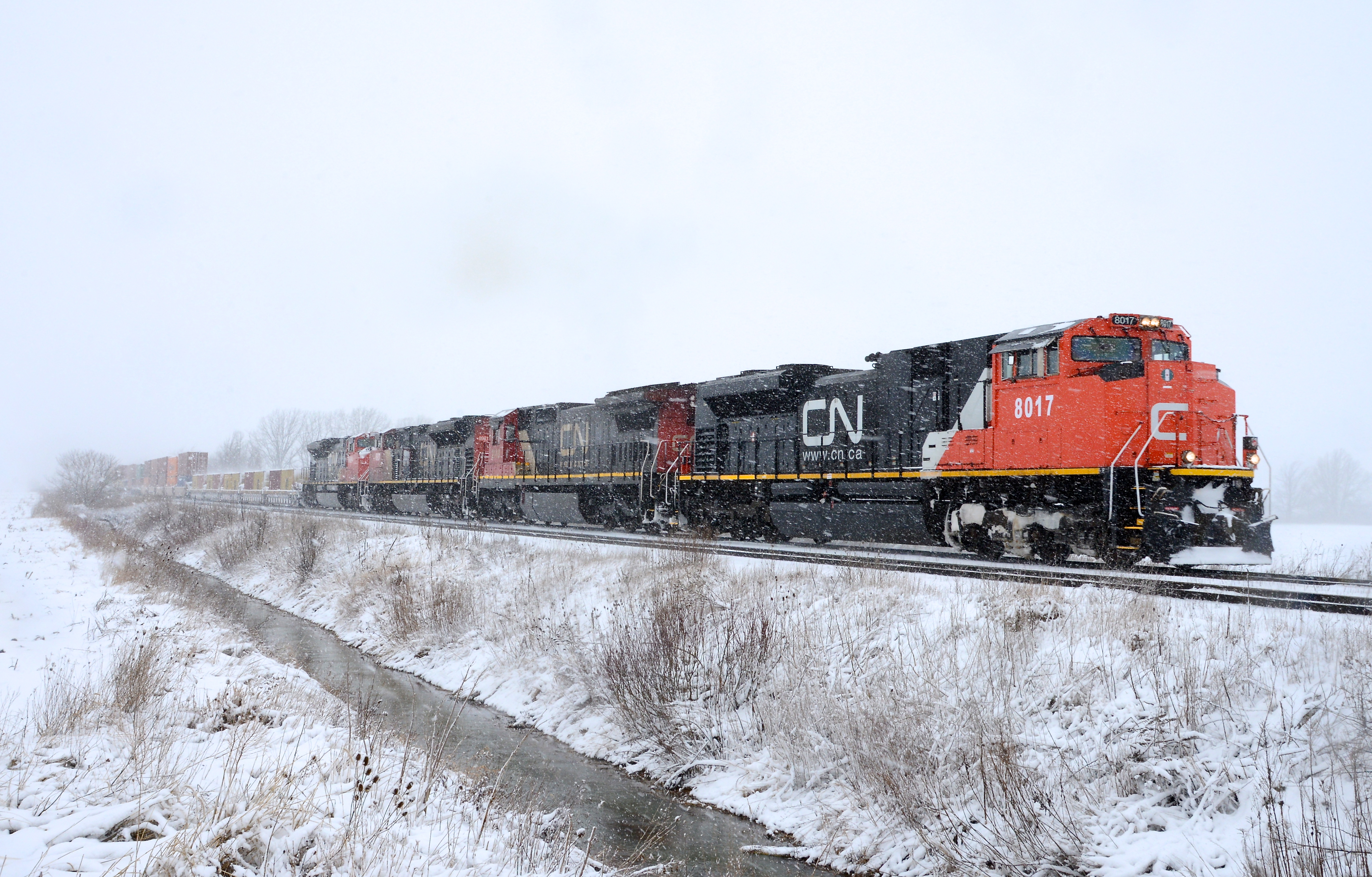 Railpictures.ca - Marc Dease Photo: Train 148 heads east out of Sarnia ...