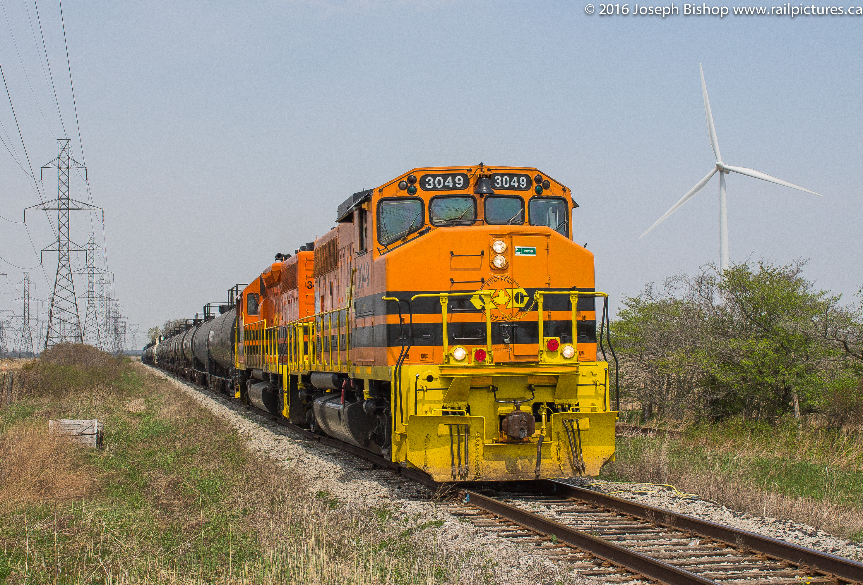 Railpictures.ca - Joseph Bishop Photo: With GEXR 3030 leading train 431 ...