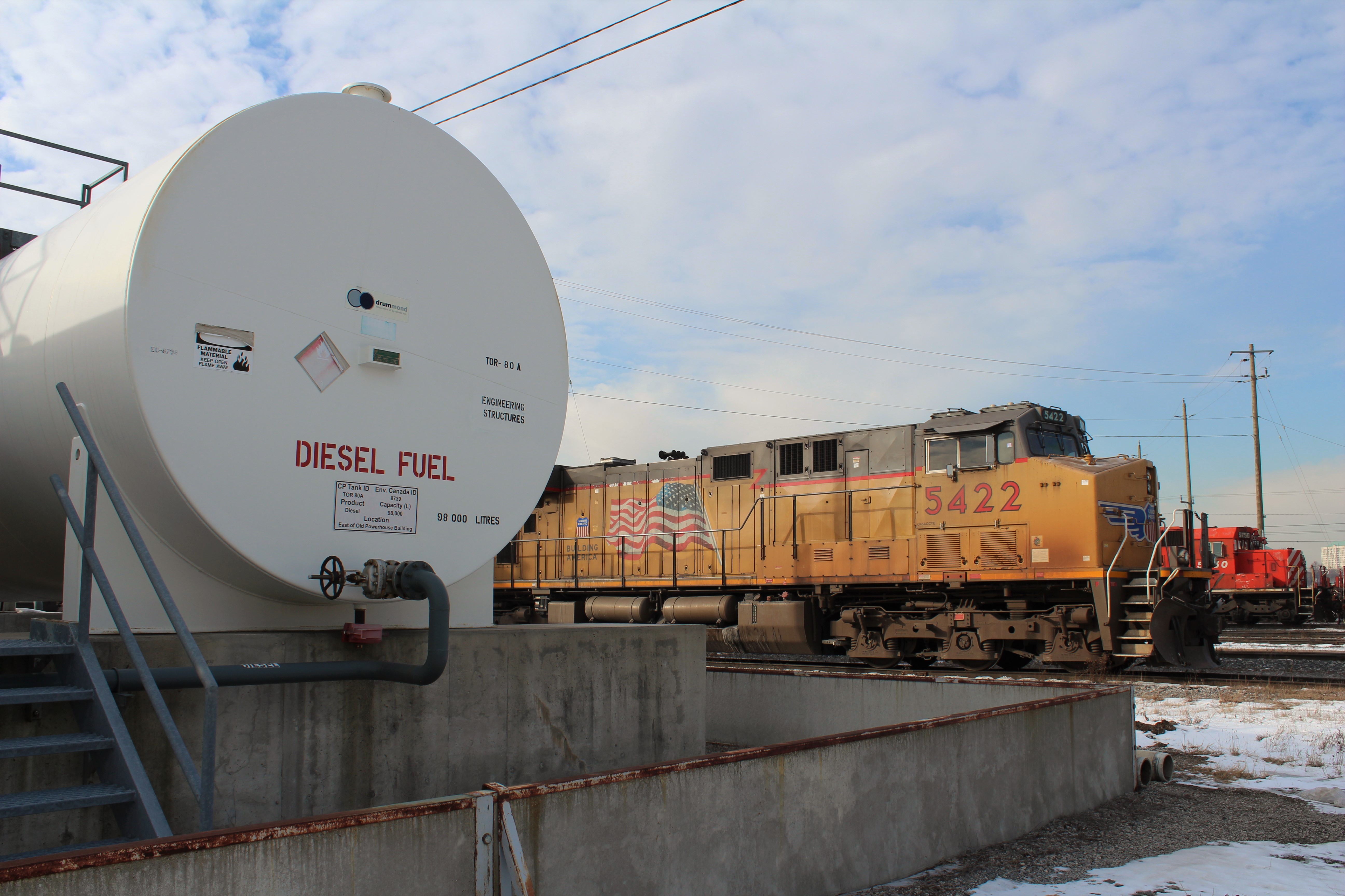 Railpictures.ca - Paul Santos Photo: Union Pacific pooled power ES44AC ...